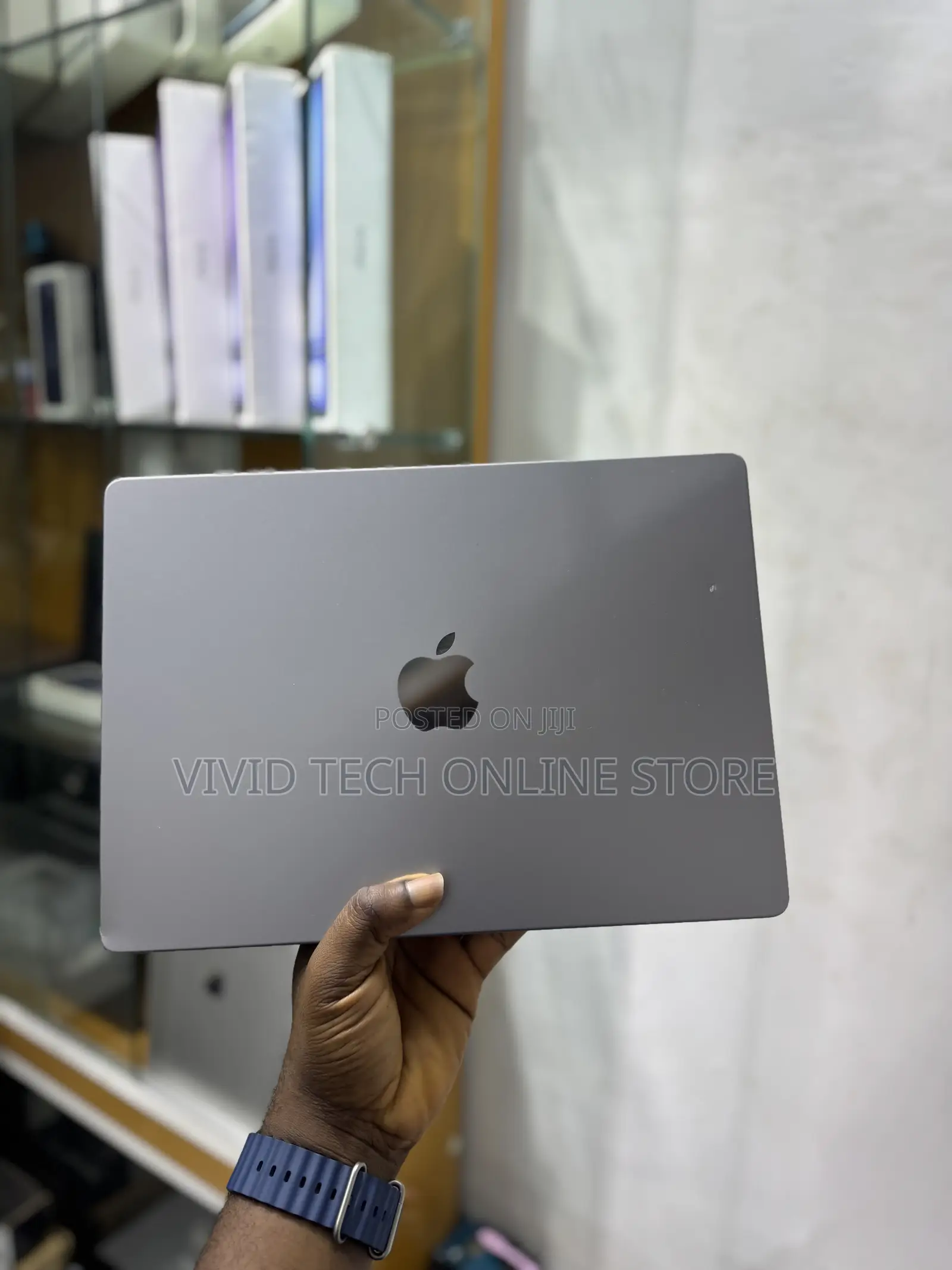Laptop Apple MacBook Pro 2024 M3 14-inch 8GB Apple M3 SSD 1T in Ikeja ...