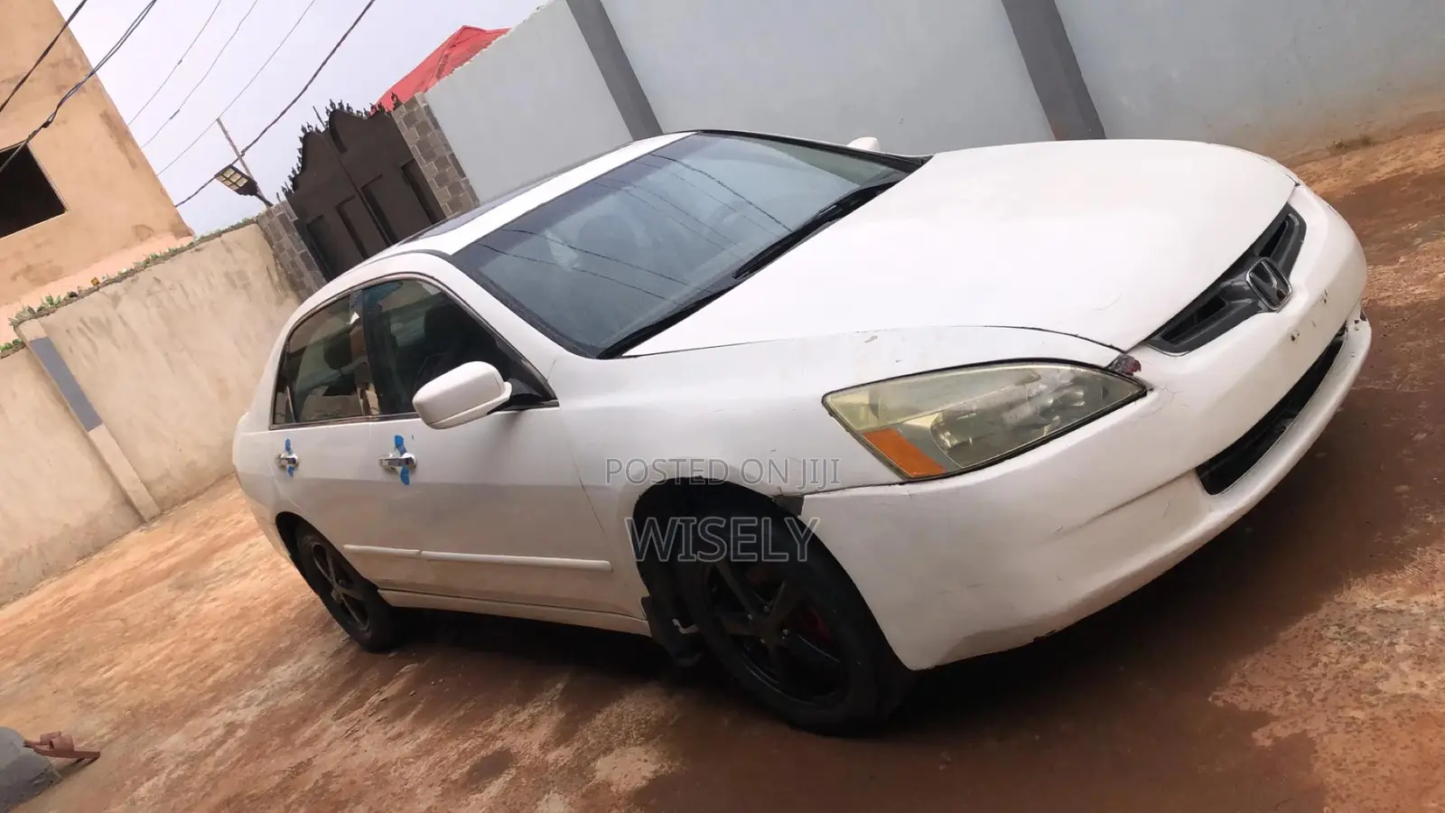 Honda Accord Coupe EX 2004 White in Ado-Odo/Ota - Cars, Wisely | Jiji.ng
