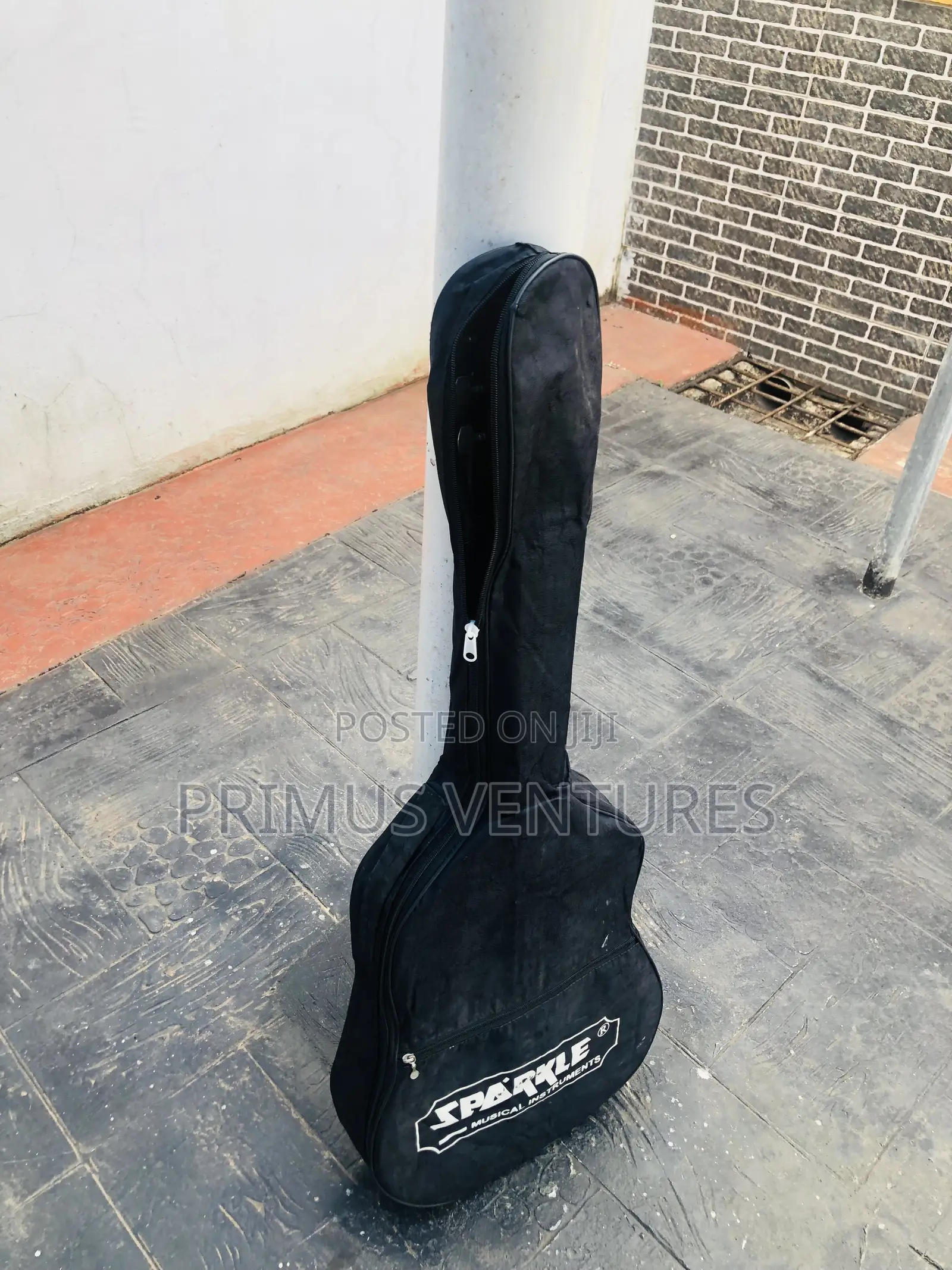 Sparkle Wood Brown Guitar in Owerri - Musical Instruments & Gear ...