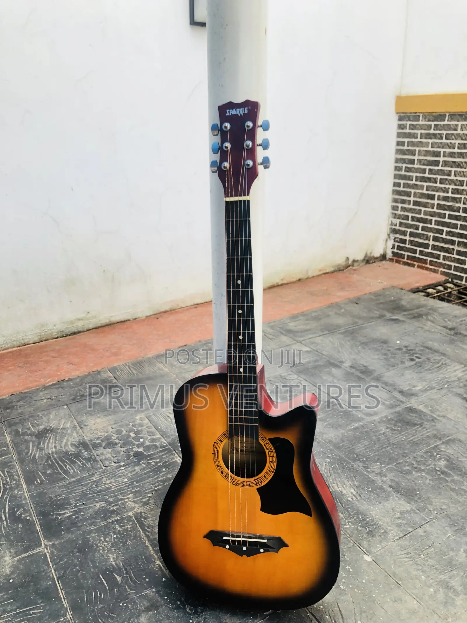 Sparkle Wood Brown Guitar in Owerri - Musical Instruments & Gear ...