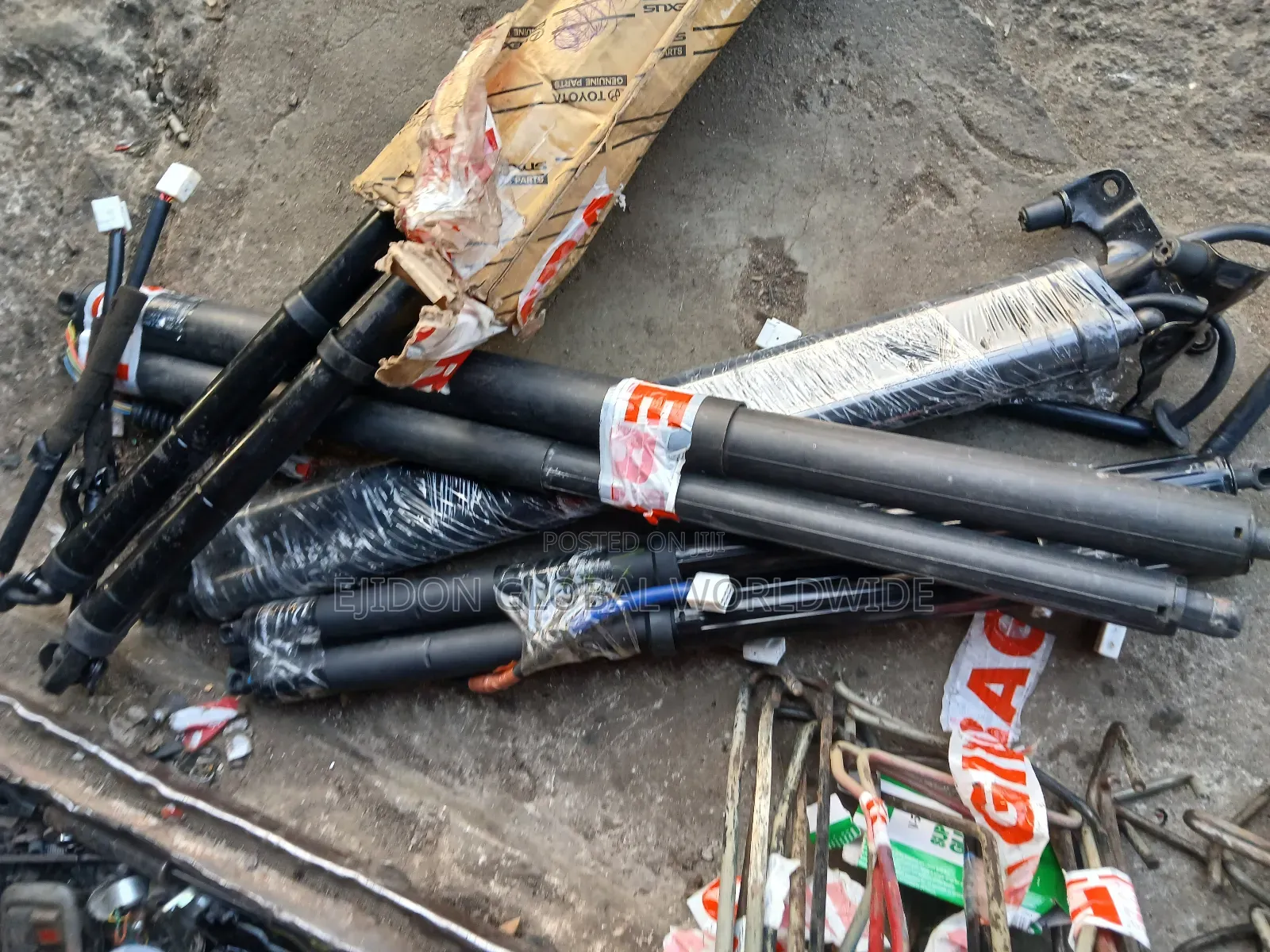 Automatic Power Boot Shock Lifter Ford Edge Explorer Escape 2021 2023 ...