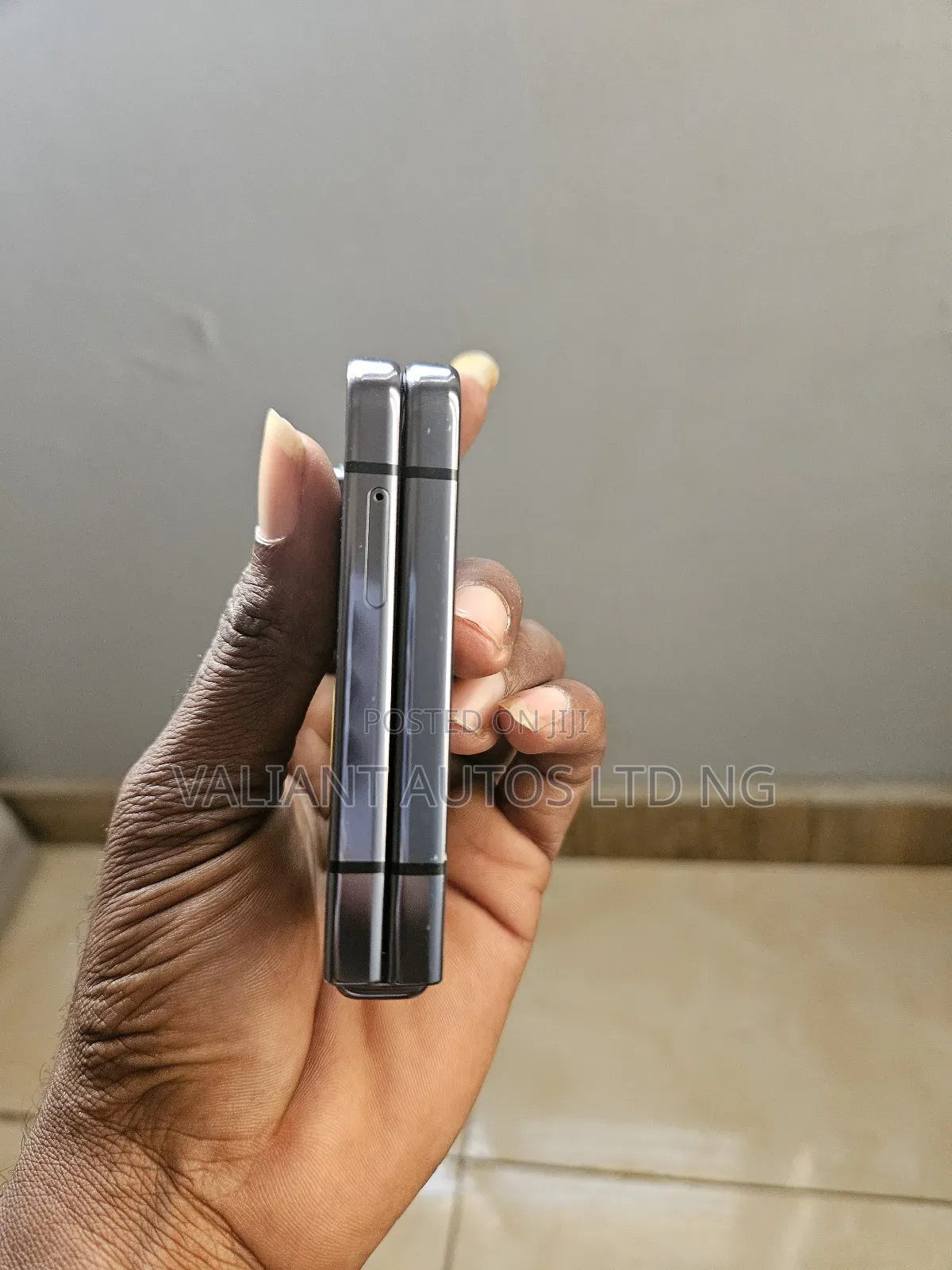 New Samsung Galaxy Z Flip5 256 GB Gray in Karu - Mobile Phones ...