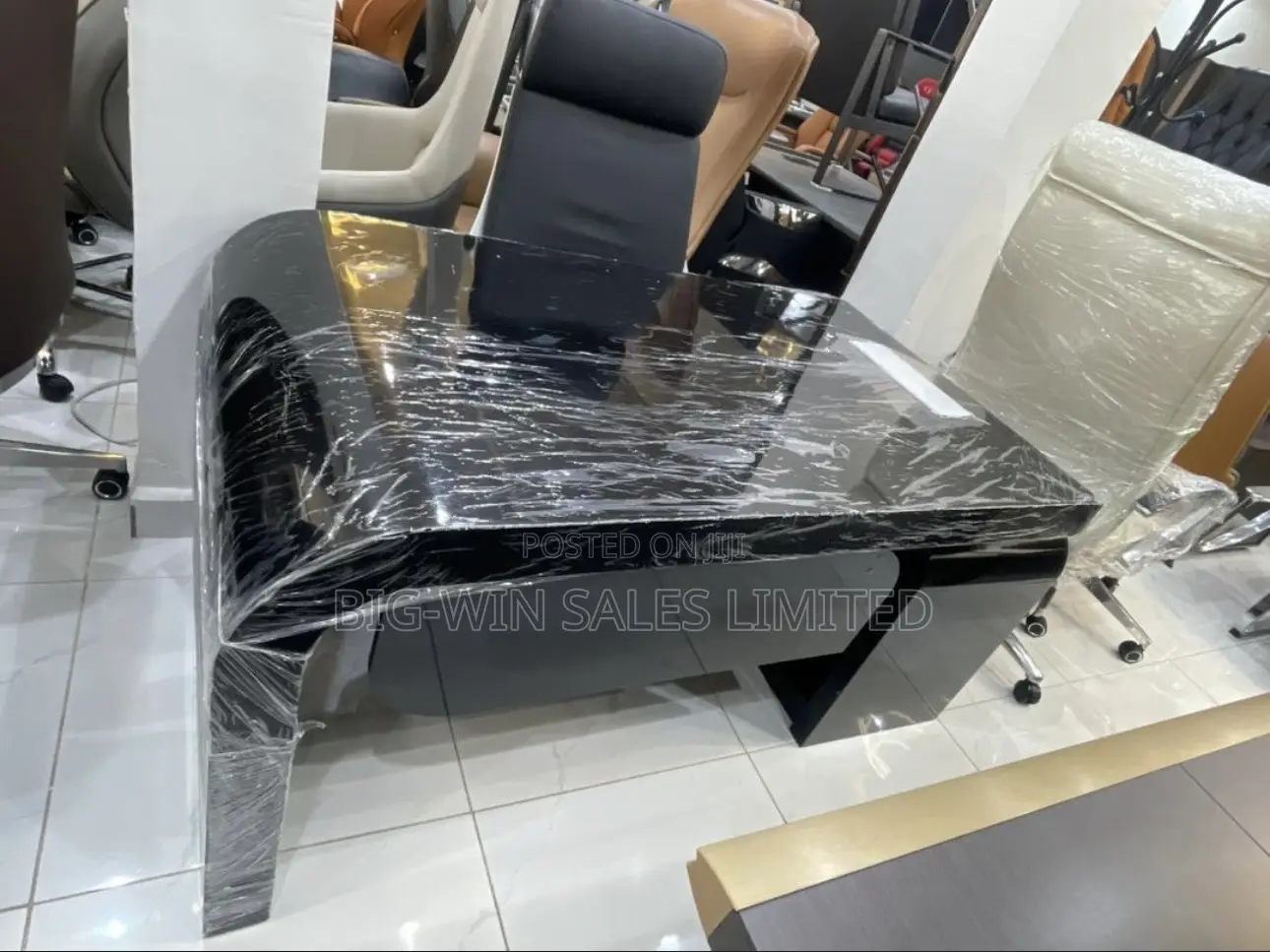 Office Executive Table With Glass Top in Wuse - Furniture, Big-win ...