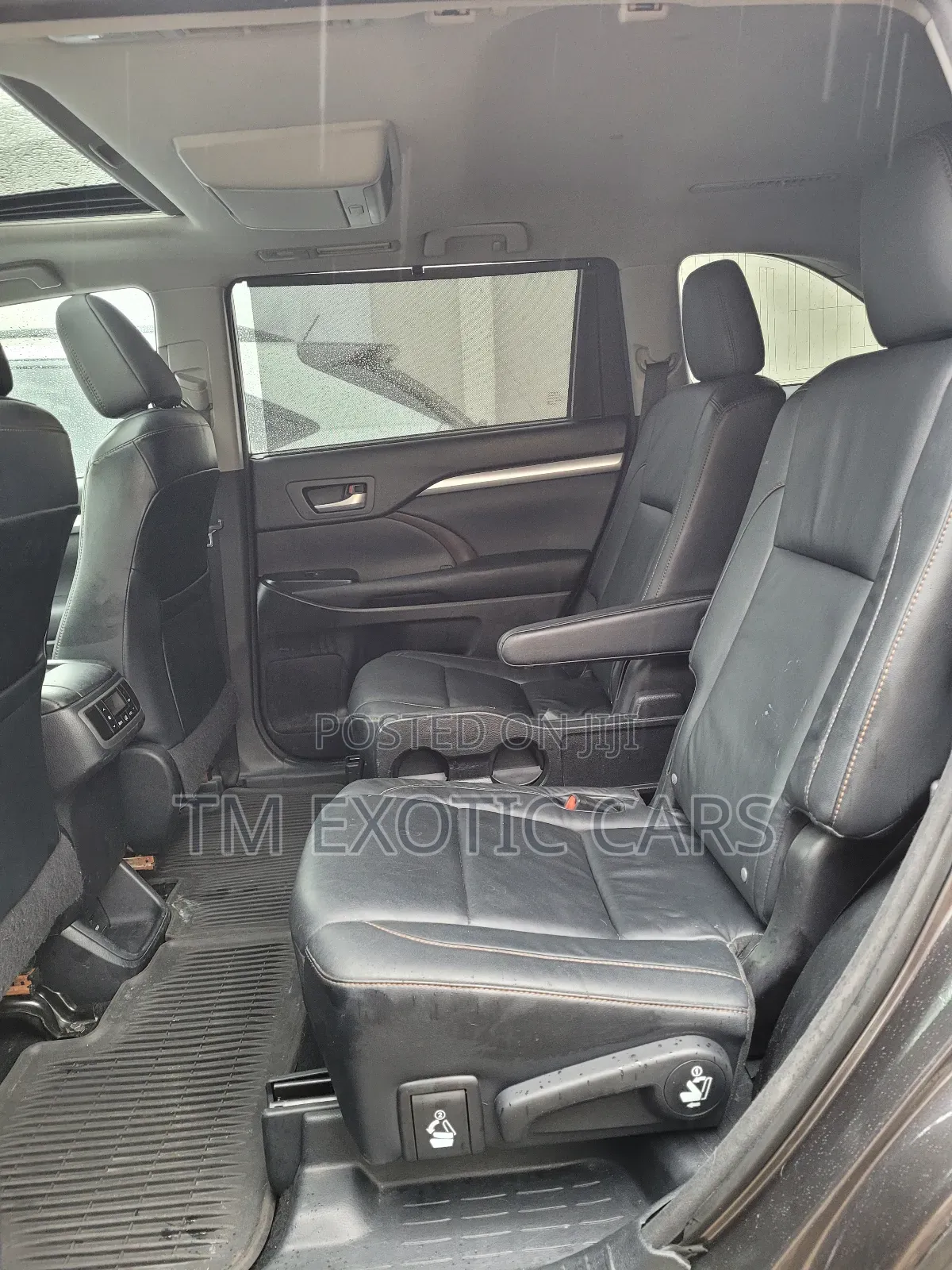 Toyota Highlander 2015 Gray in Ikeja - Cars, Tm Exotic Cars | Jiji.ng