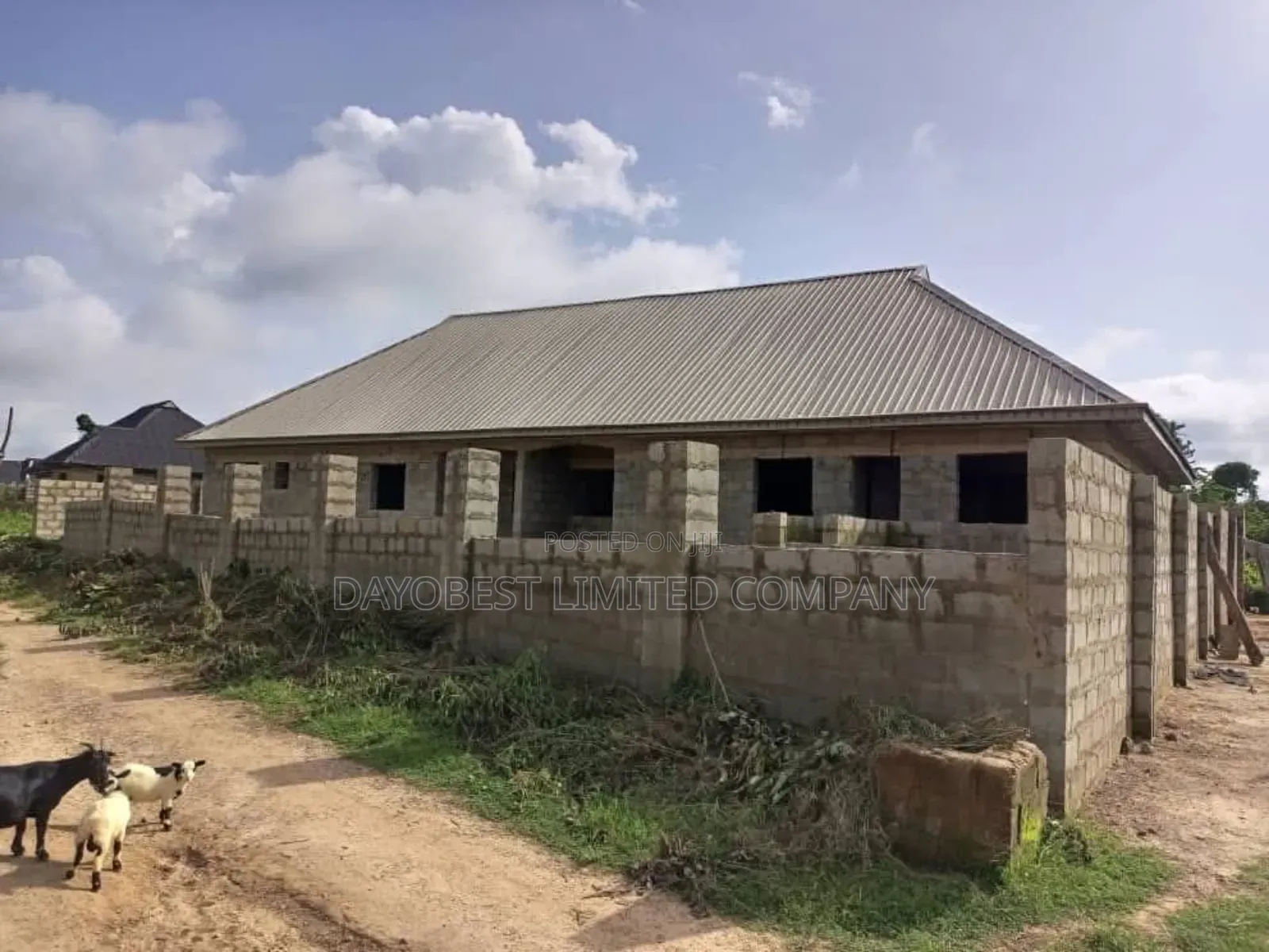 3bdrm Block of Flats in Blessed Estate, Ido for rent in Ido - Houses ...