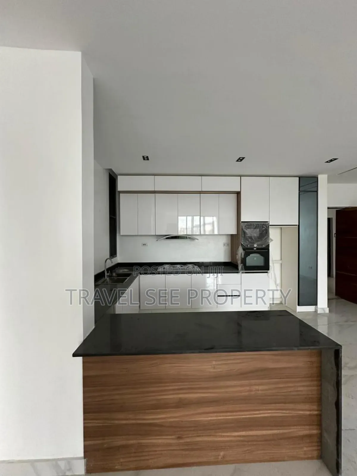 Furnished 2bdrm Block of Flats in Private Estate Oniru for sale in ...