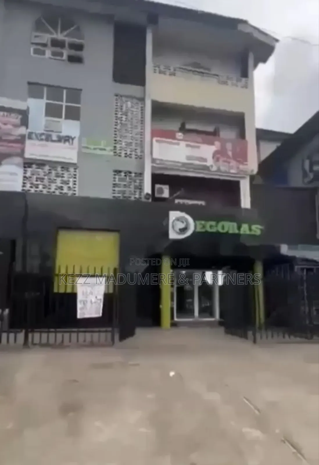For Sale : 3 Storey Building Commercial Plaza on Aba Rd, Port Harcourt ...