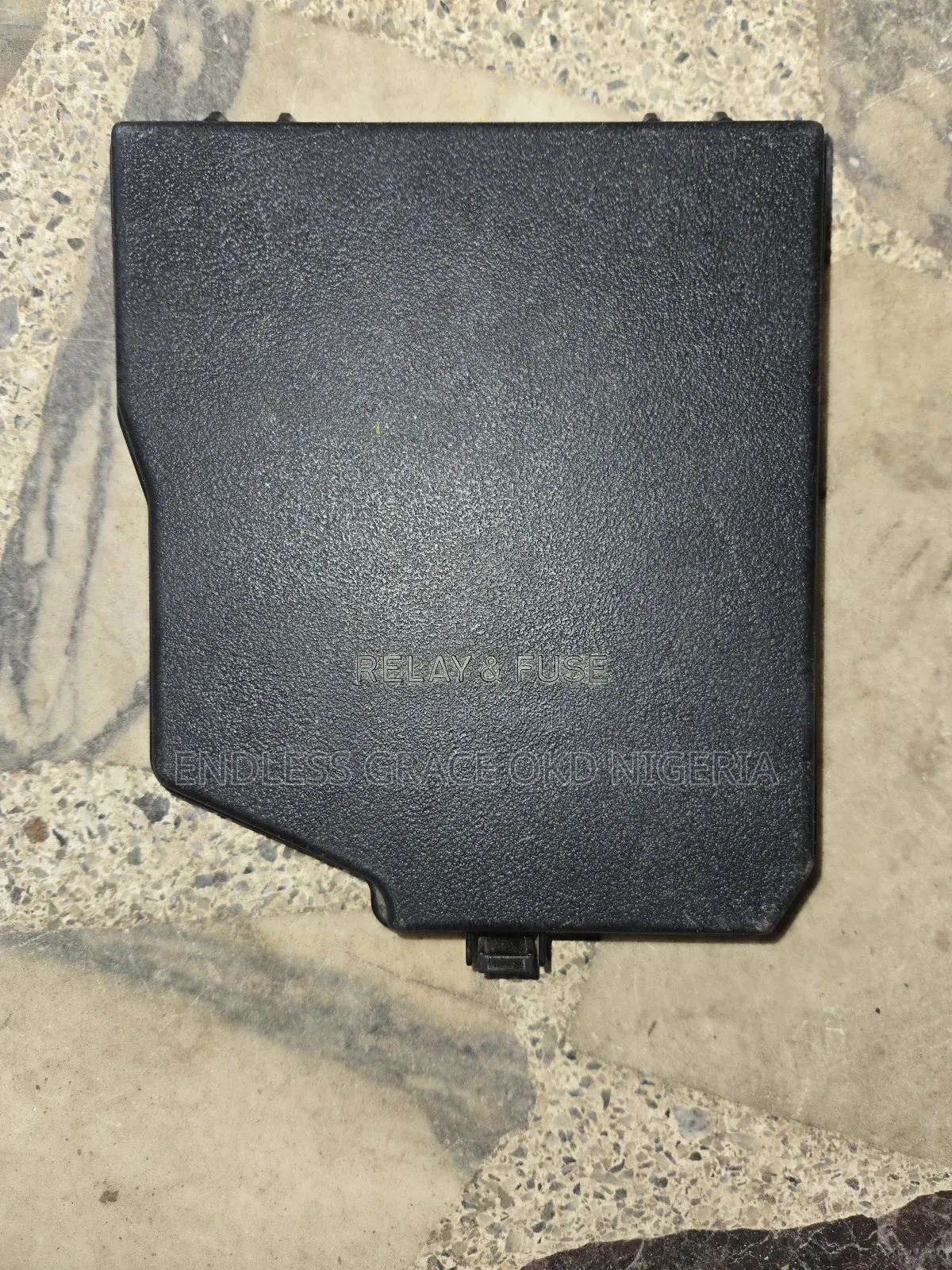 Fuse Box Cover Rx350 2018 in Mushin - Vehicle Parts & Accessories ...