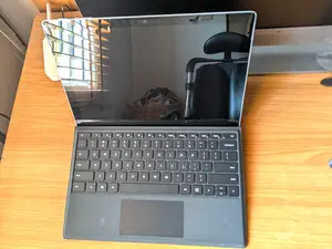 Microsoft Surface Pro 5 256 GB Gray in Lekki - Tablets, Oj Chris | Jiji.ng