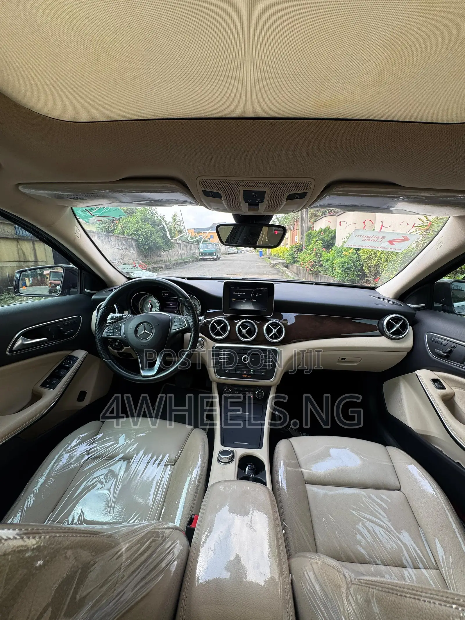 Mercedes-Benz GLA 250 2015 Brown in Ikeja - Cars, Ifeoluwa Sundae | Jiji.ng