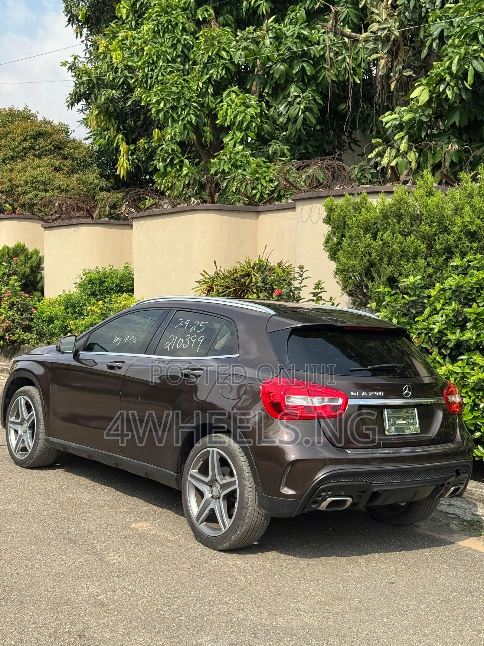 Mercedes-Benz GLA 250 2015 Brown in Ikeja - Cars, Ifeoluwa Sundae | Jiji.ng