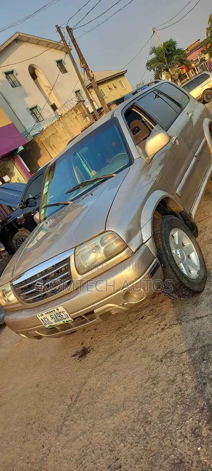 Isuzu Rodeo 2002 Gold in Ikeja - Cars, Komtech Autos | Jiji.ng