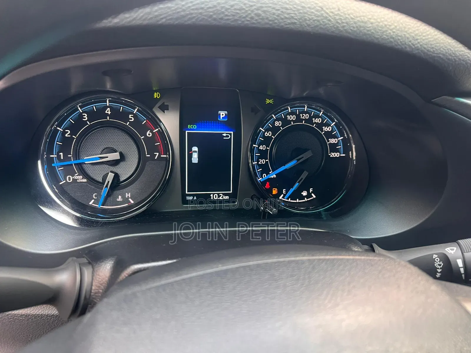 New Toyota Hilux 2025 White in Ibadan - Cars, John Peter | Jiji.ng