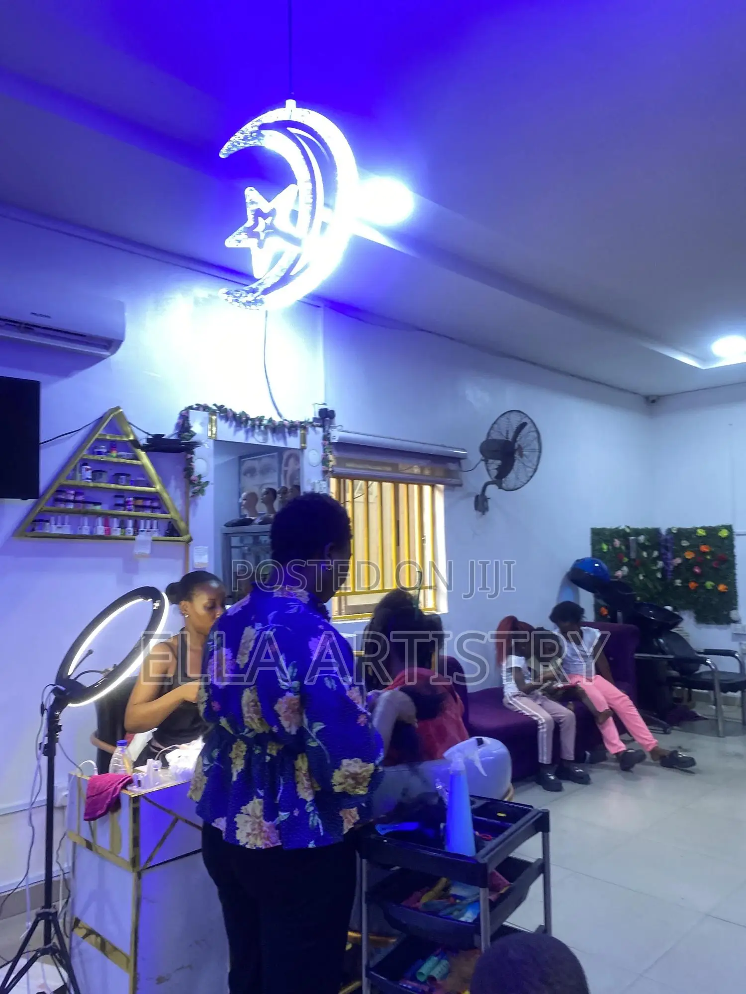 Salon Space With Accommodation in Gwarinpa - Health & Beauty Jobs ...