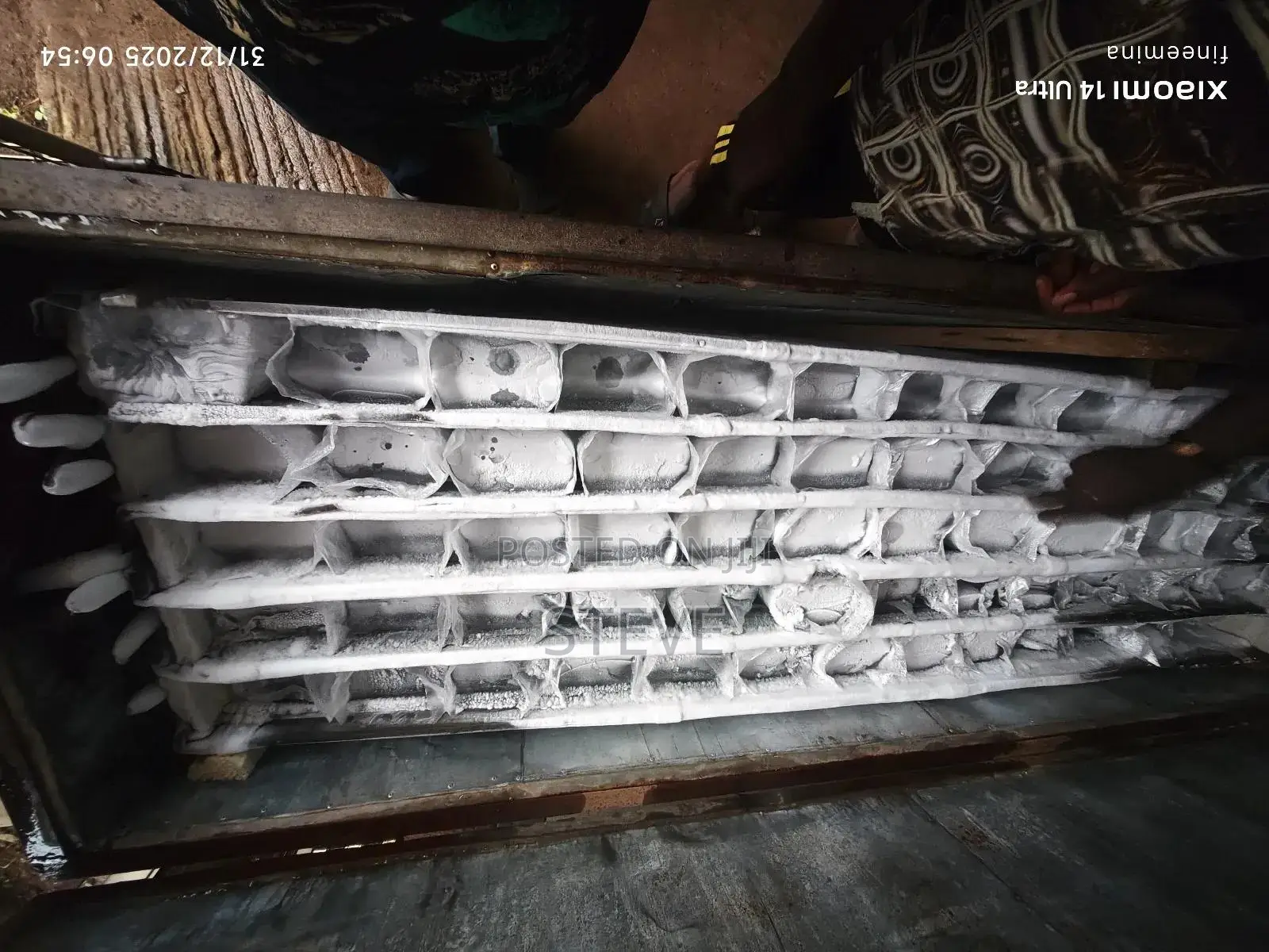 Solid Ice Block in Oluyole - Food & Beverages, Steve | Jiji.ng