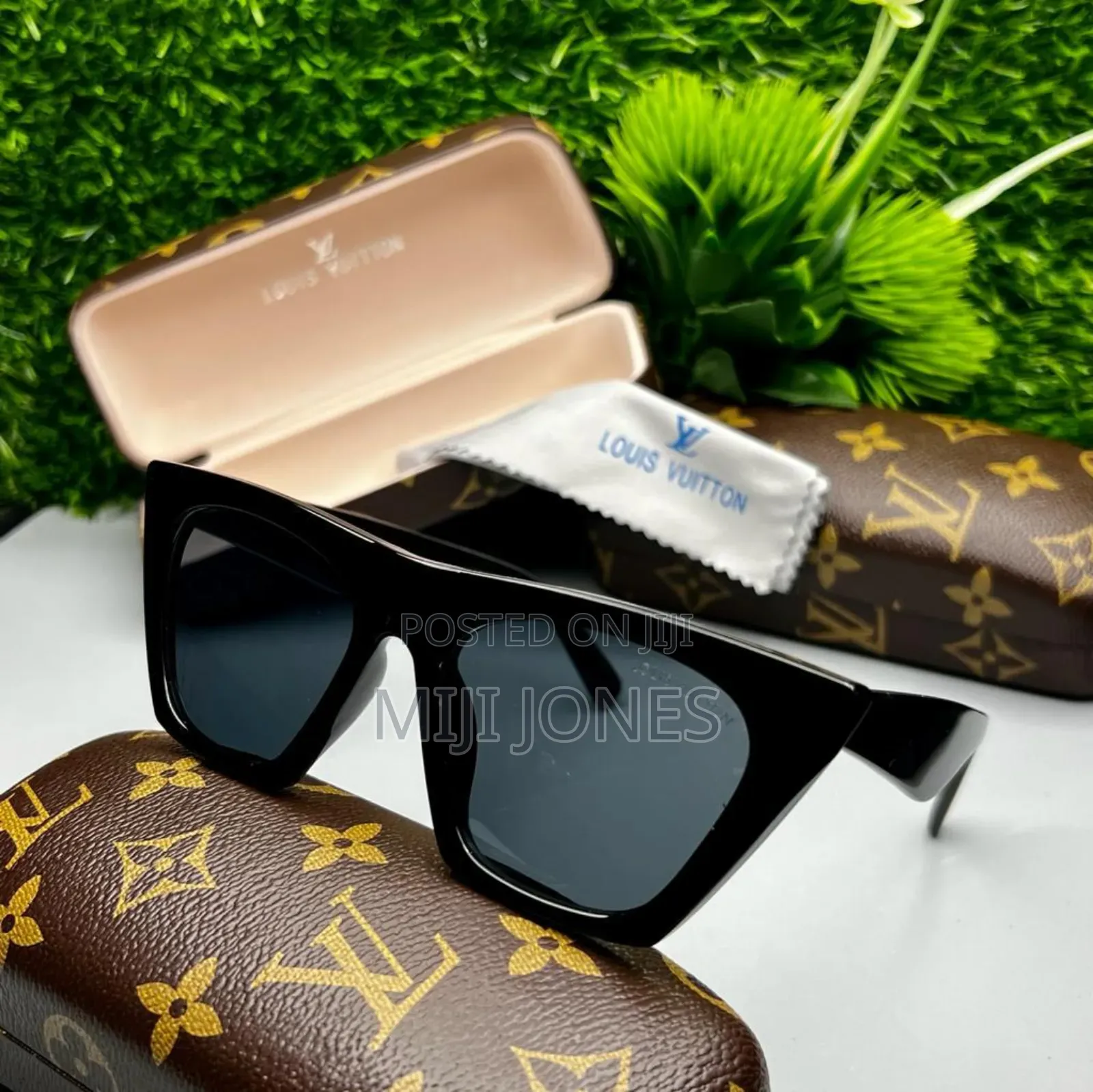 *Louis Vuitton‐Inspired Eyewear – Dark‐Tint & Crystal‐Clear Lenses* in ...