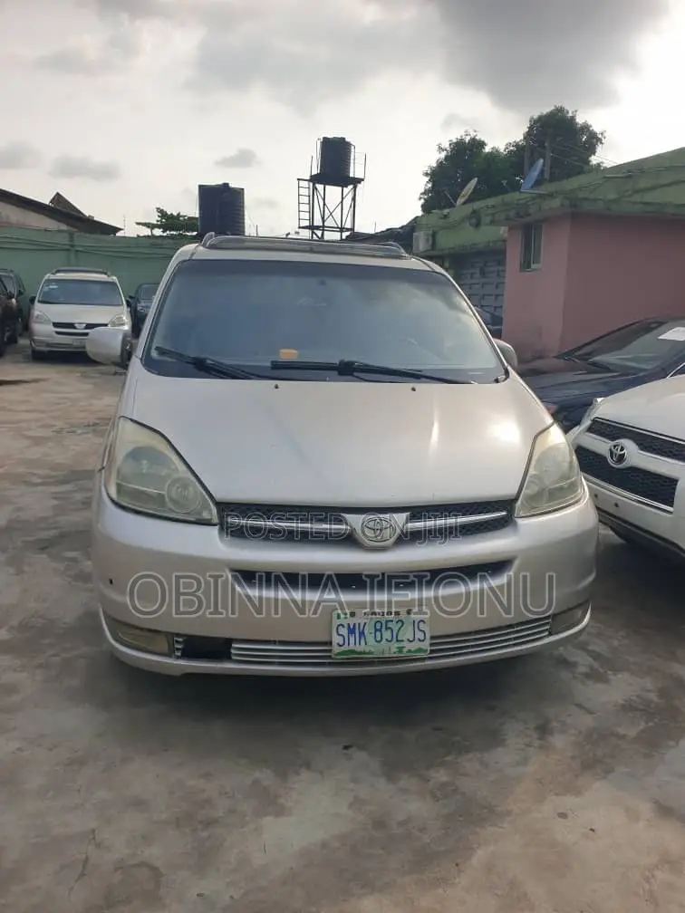 Toyota Sienna 2005 Silver in Ikeja - Cars, Ifionu Global Resources ...