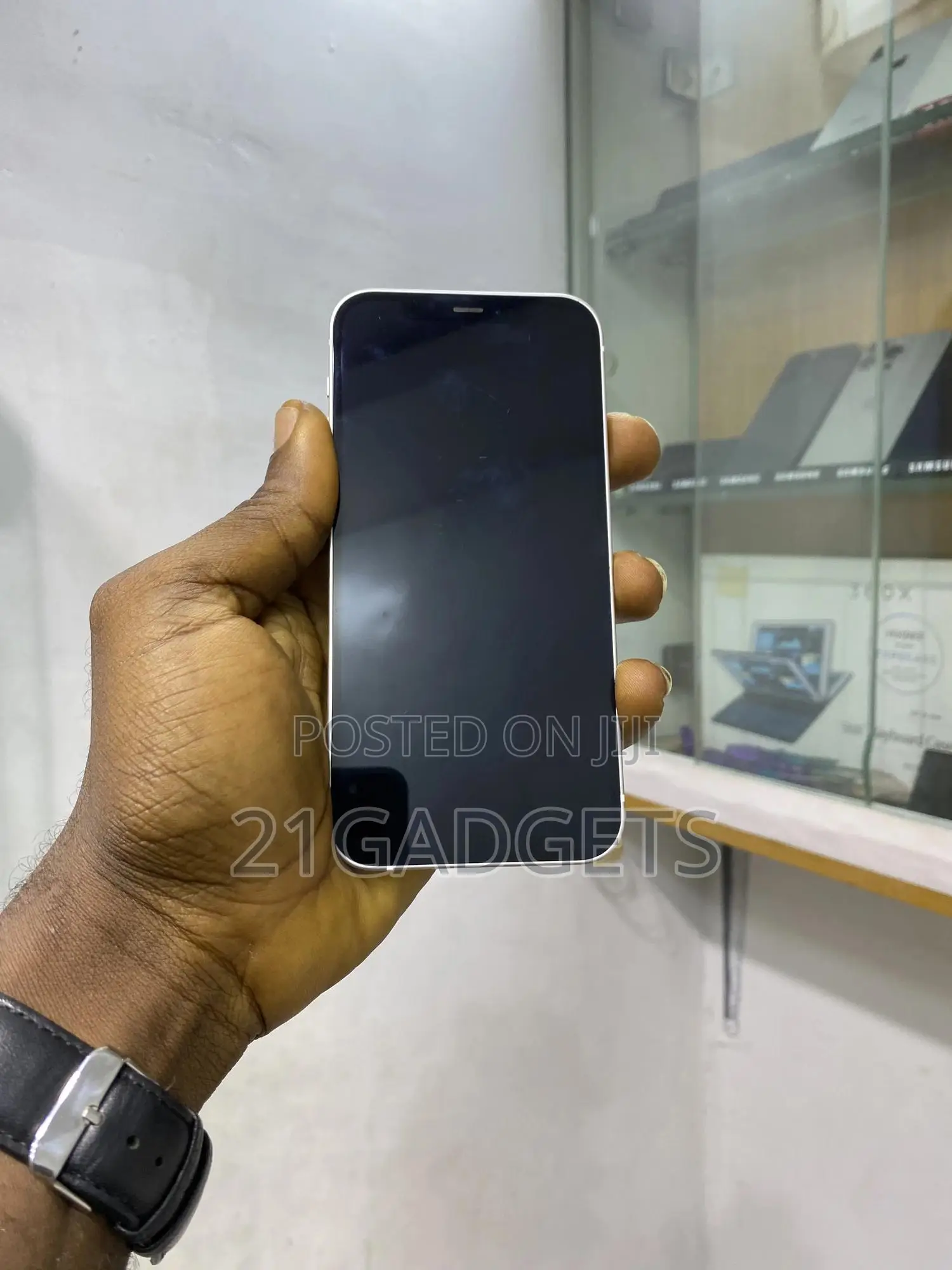 Apple iPhone 12 64 GB Yellow in Ikeja - Mobile Phones, Isaac Ibude ...