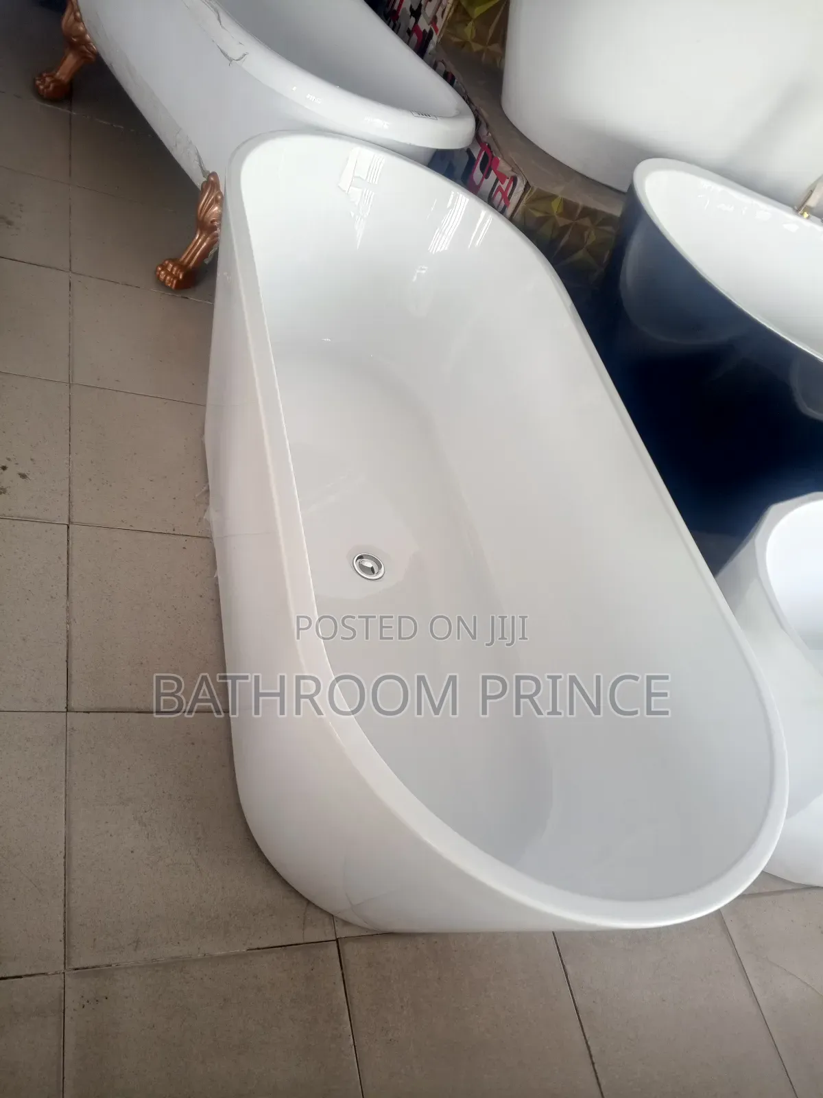 Pure White Freestand Acrylic Bathtub in Orile - Plumbing & Water ...