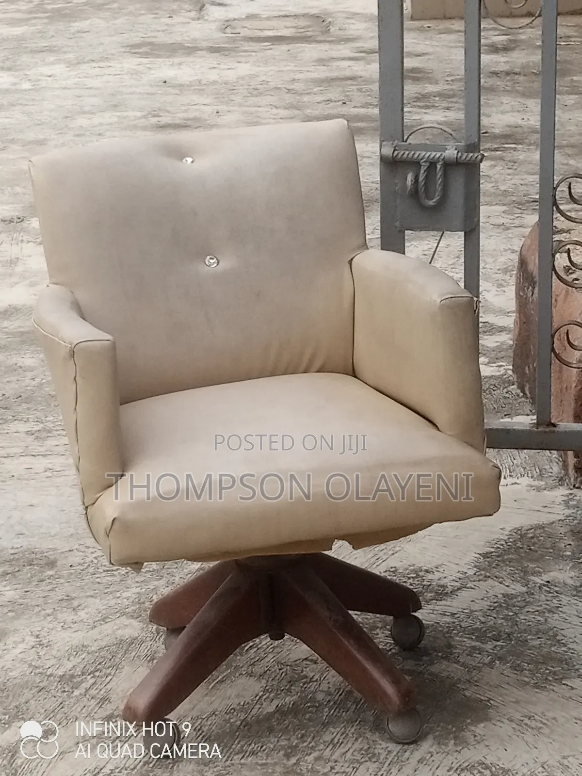 Rocking Chair in Ikorodu - Furniture, Thompson Olayeni | Jiji.ng