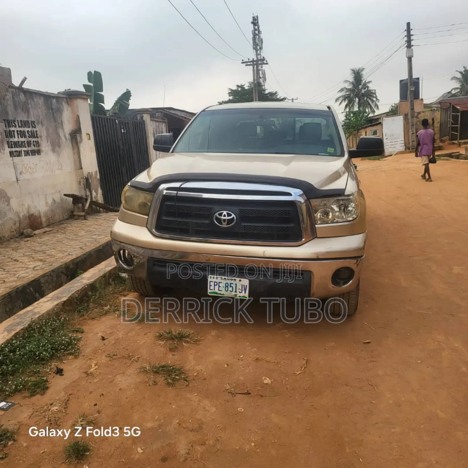 Toyota Tundra Work Truck 2010 Gold in Ikeja - Cars, Derrick Tubo | Jiji.ng