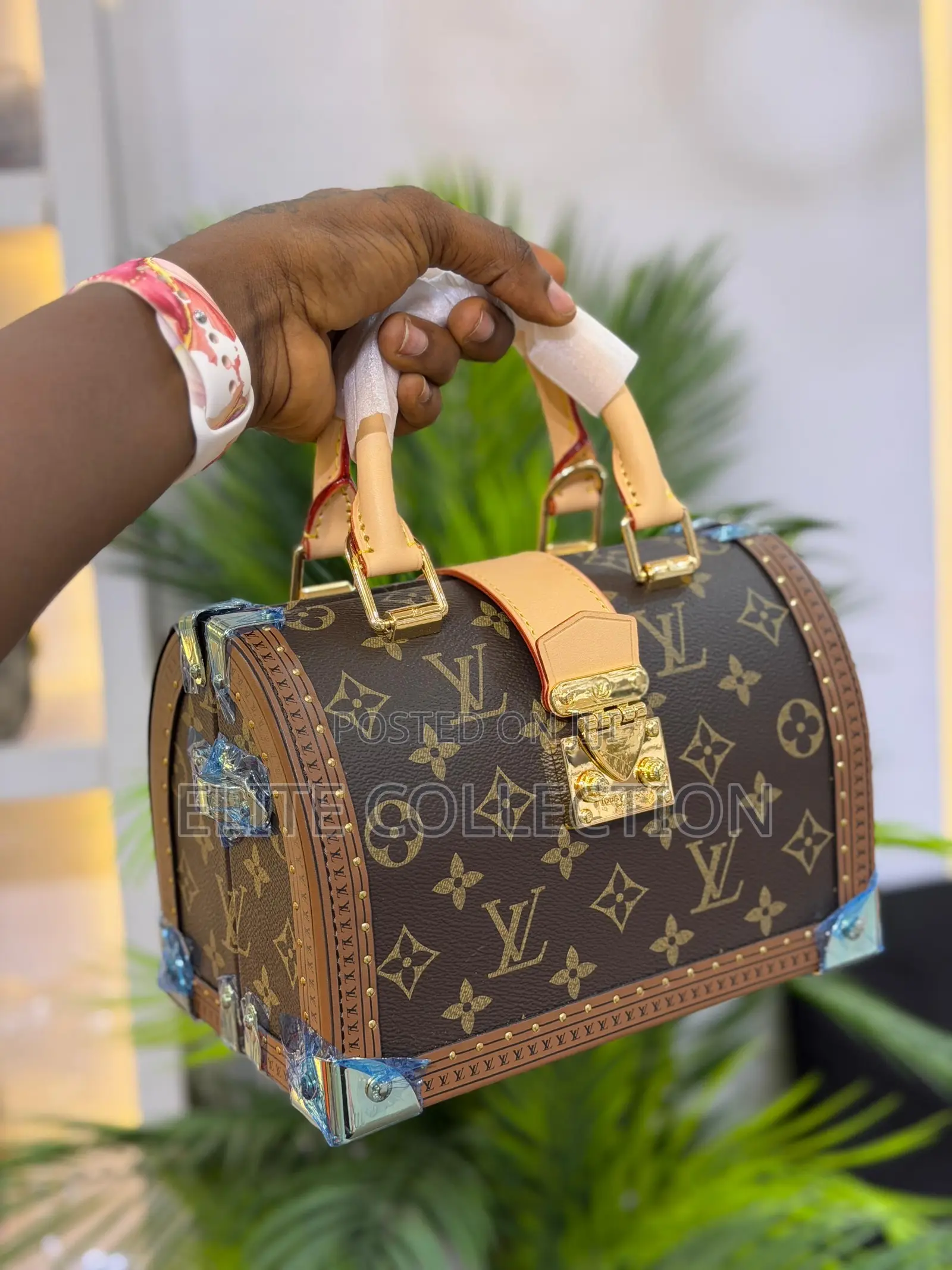 Luxury Louis Vuitton Speedy Trunk Size: Medium in Lagos Island (Eko ...