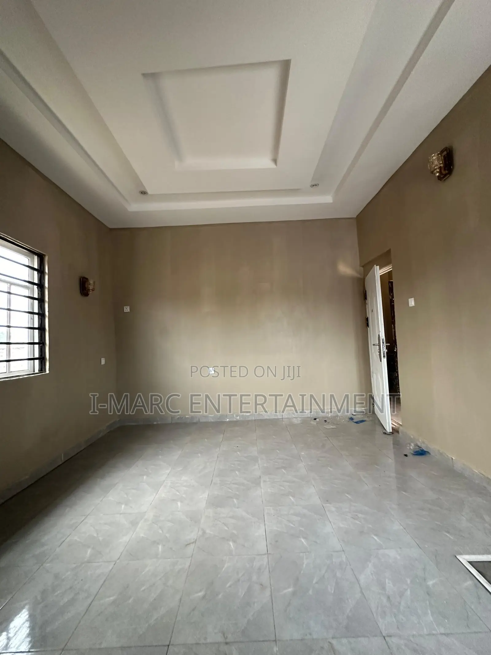 2bdrm Block of Flats in Leaders Colleague, Benin City for sale in Benin ...
