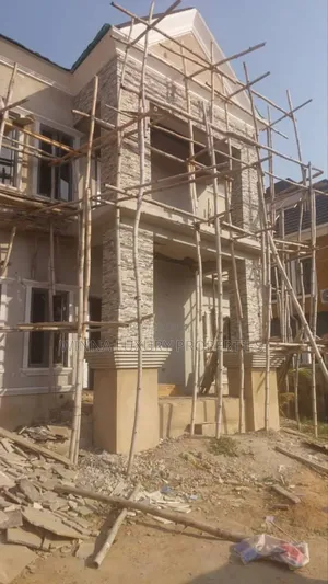 5bdrm Duplex in Victory Court, Lugbe for sale in Lugbe District ...