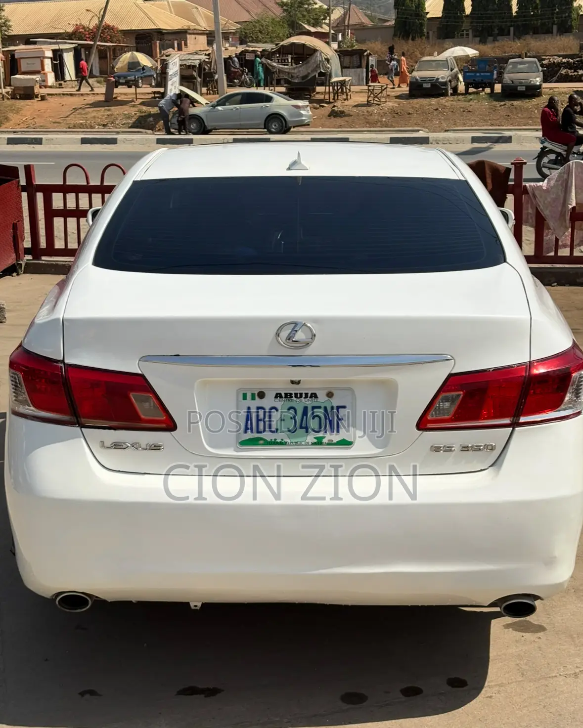 Lexus ES 350 2012 White in Dutse-Alhaji - Cars, Zion Cutz | Jiji.ng