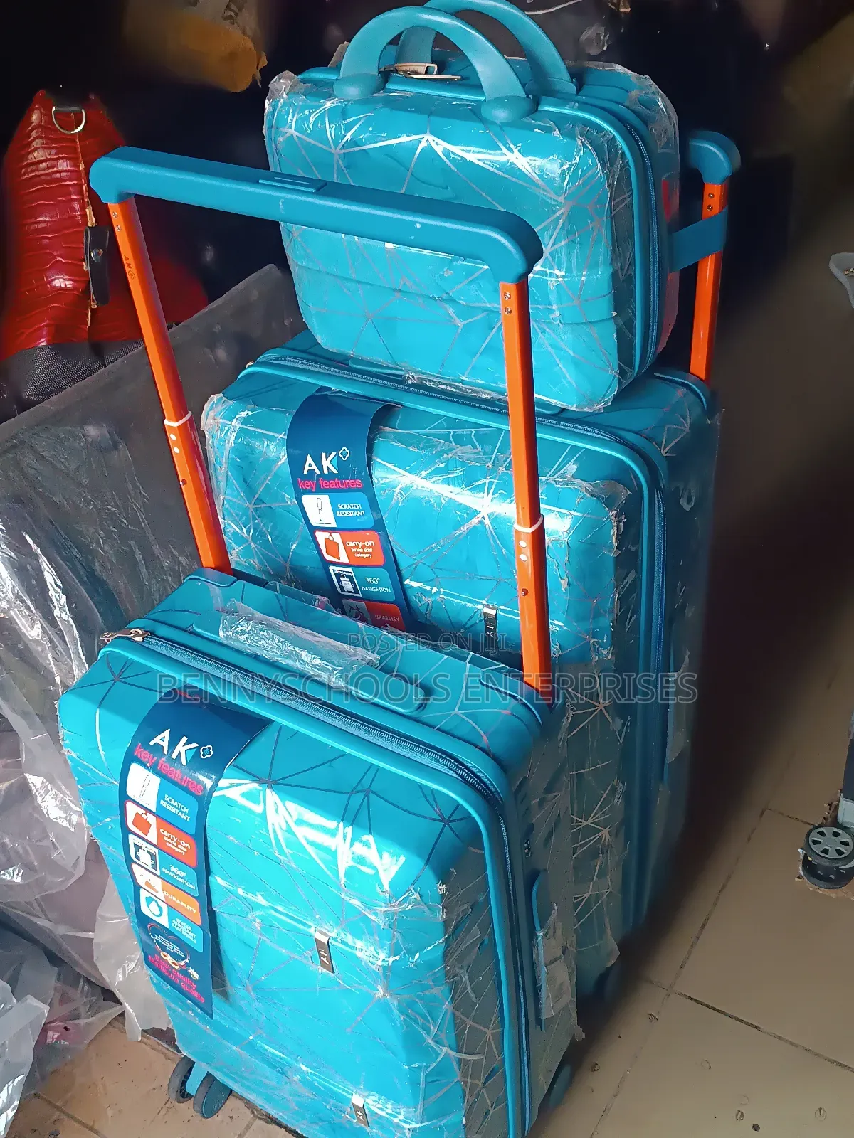 Ak Set of 3 Wide Pole Quality Luxury Luggage Boxes for sale ...