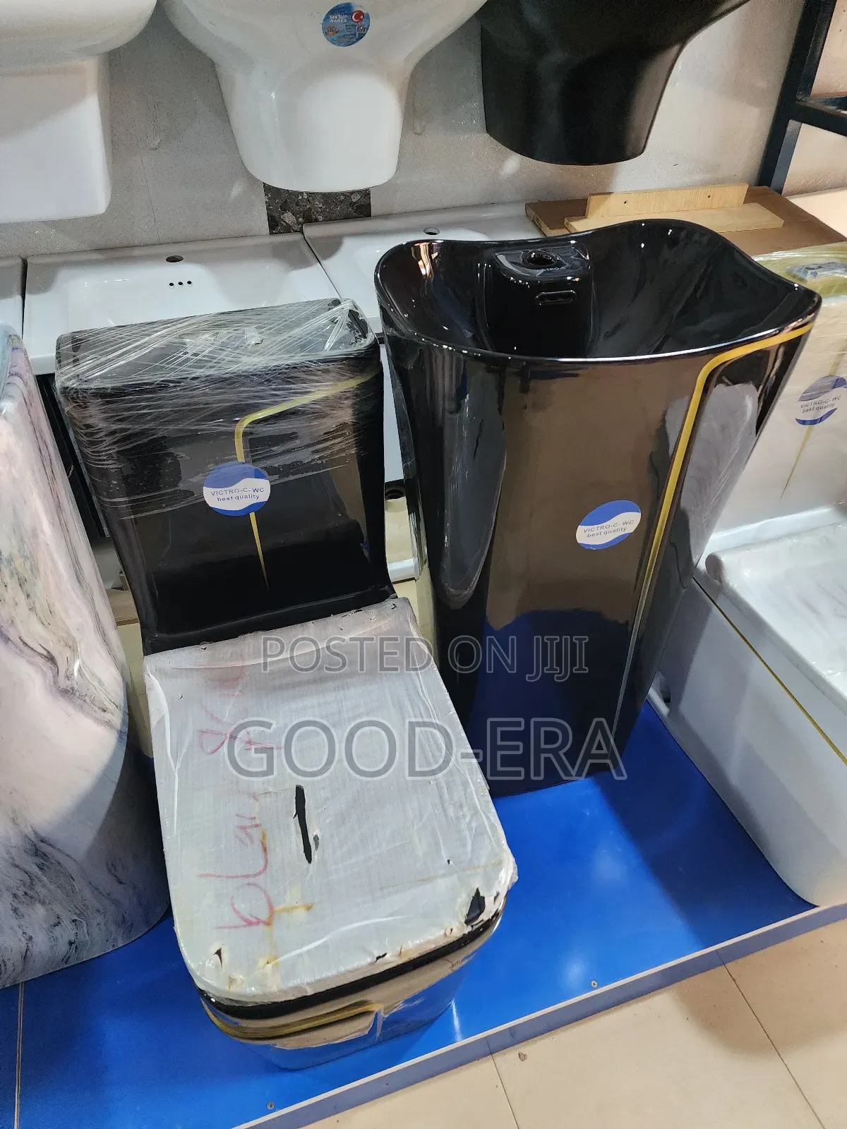 Black With Gold Stripe Executive Wc With Free Stand Basin in Dei-Dei ...