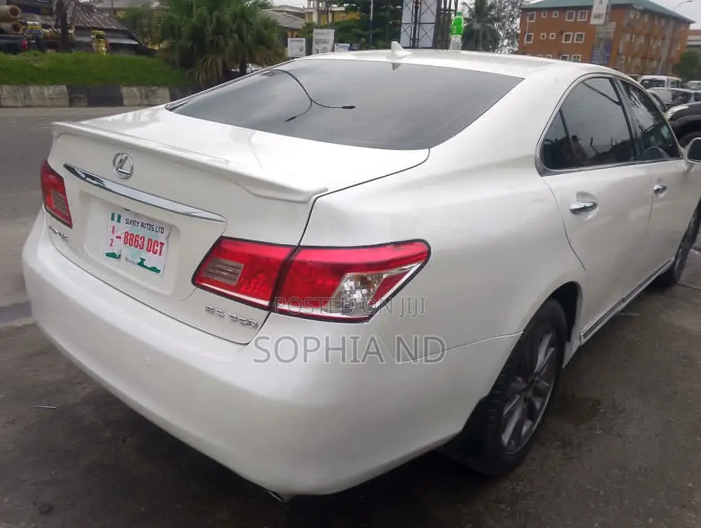 Lexus ES 350 2011 White in Port-Harcourt - Cars, Sophia Nd | Jiji.ng