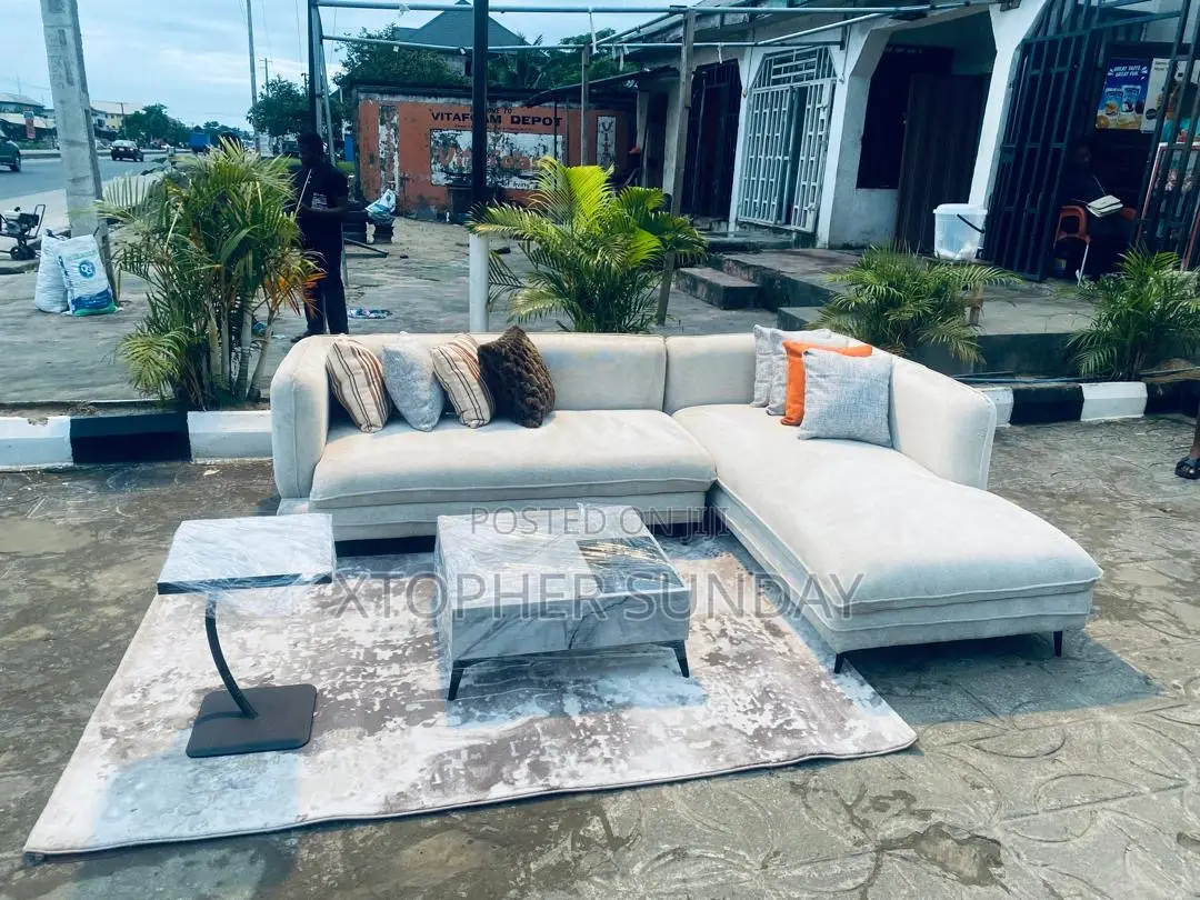 L Shape Couch With Center Table in Port-Harcourt - Furniture, Xtopher ...