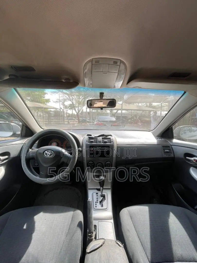Toyota Corolla LE 4dr Sedan (1.8L 4cyl 4A) 2010 Silver in Abuja (FCT ...