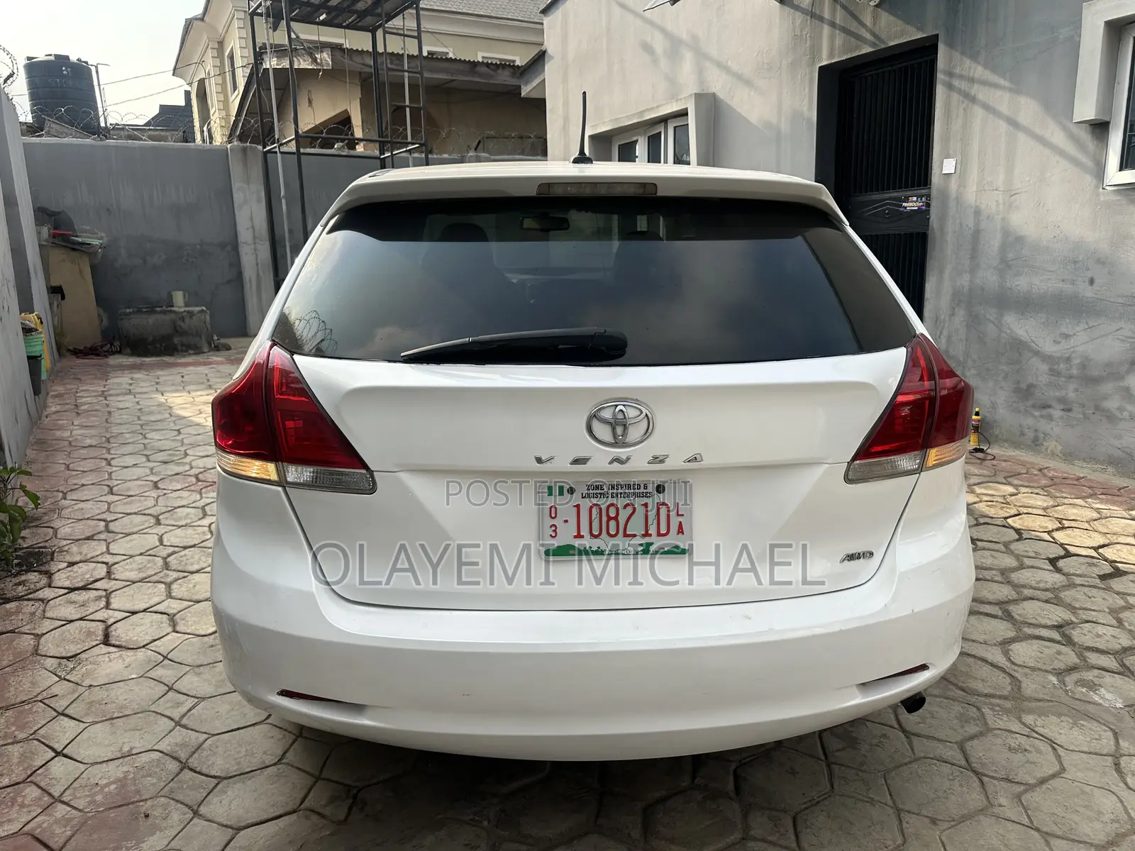 Toyota Venza AWD 2010 Off white in Ibadan - Cars, Olayemi Michael | Jiji.ng