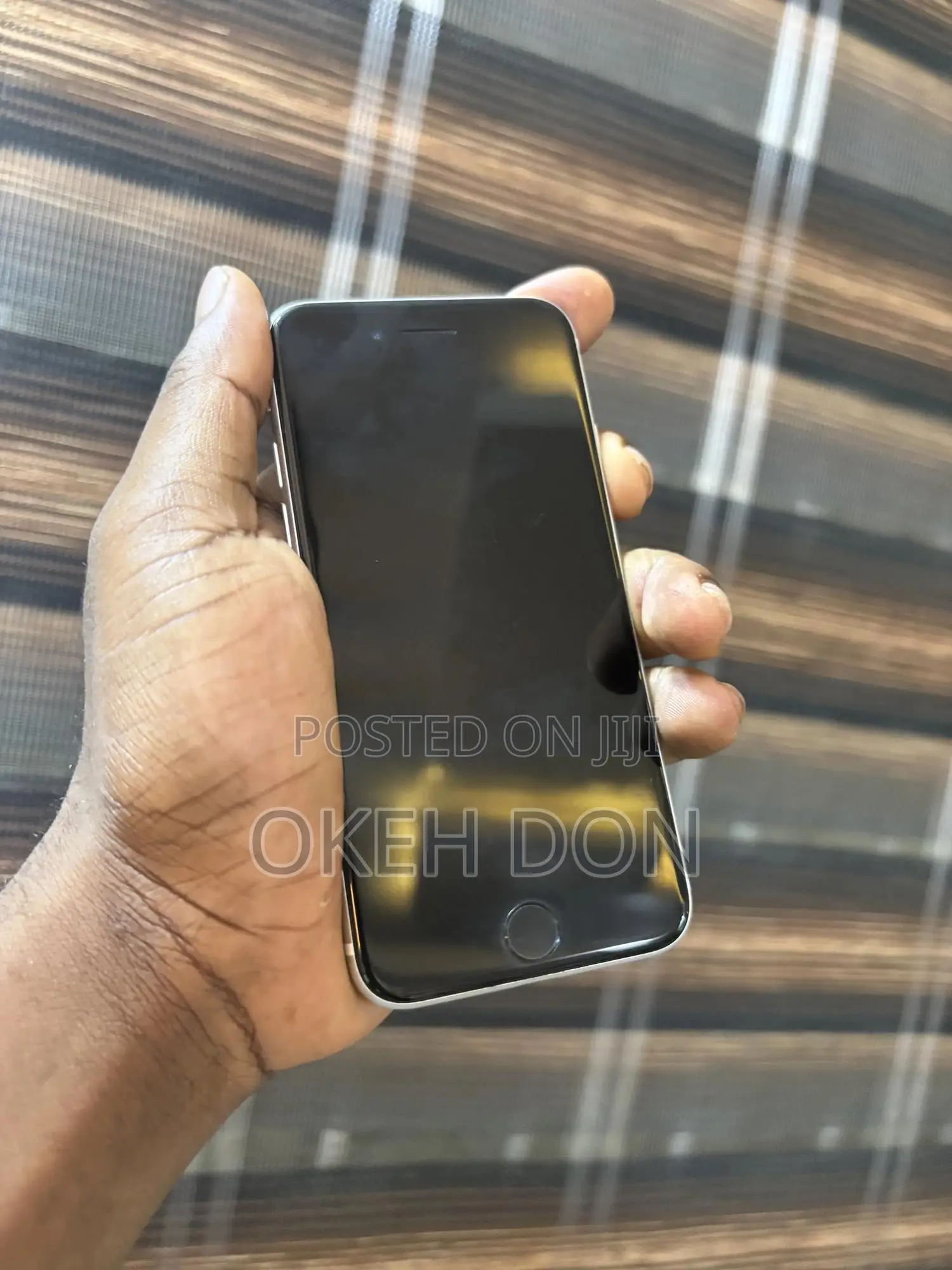 Apple iPhone SE (2020) 64 GB White in Ikeja - Mobile Phones, Teq Ninety ...