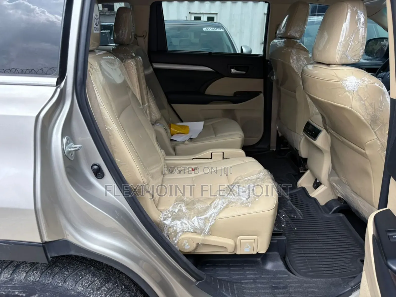 Toyota Highlander 2015 Gold in Port-Harcourt - Cars, Flexi-joint Flexi ...