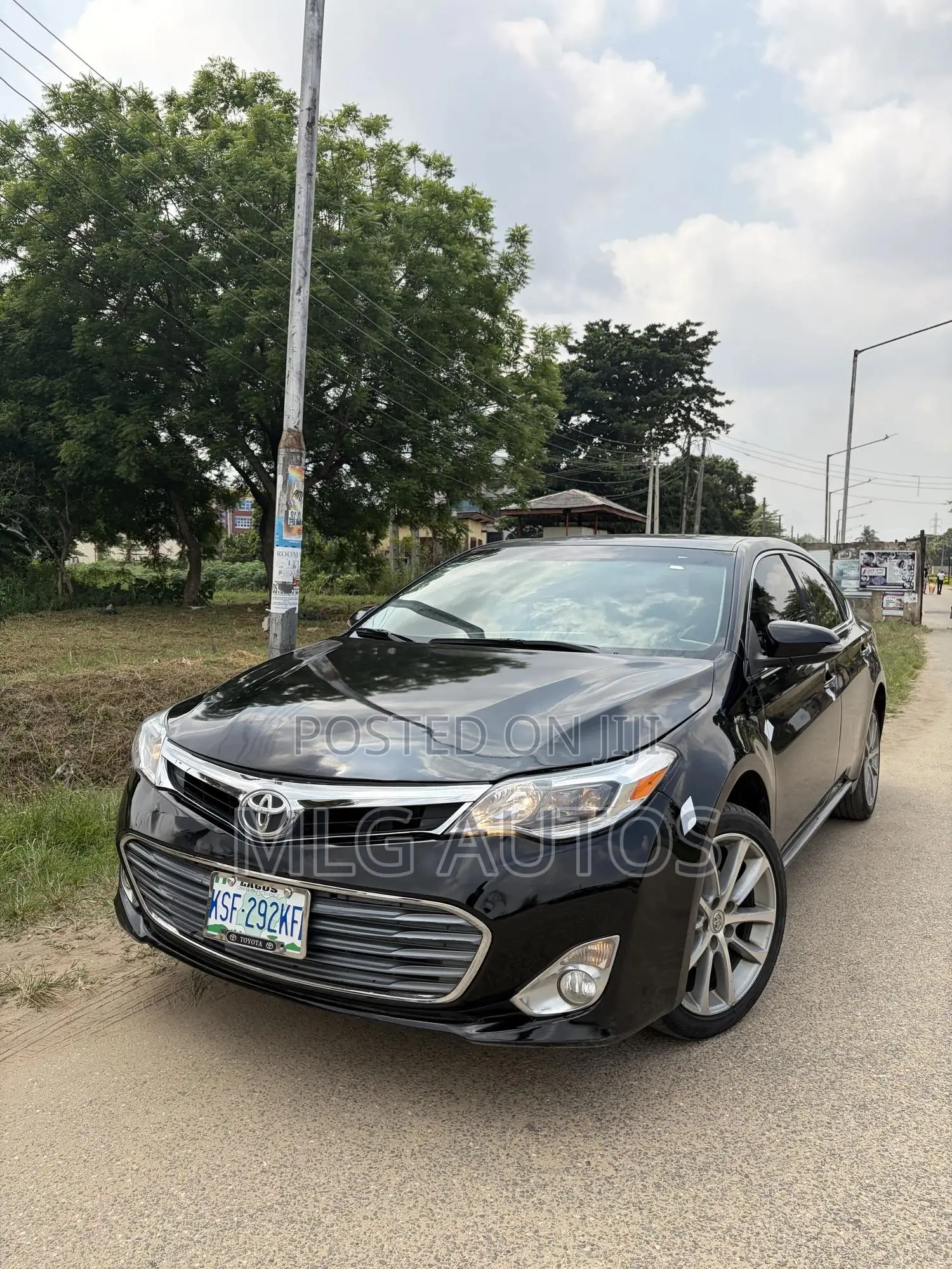 Toyota Avalon XLE 4dr Sedan (3.5L 6cyl 6A) 2014 Black in Ojo - Cars ...