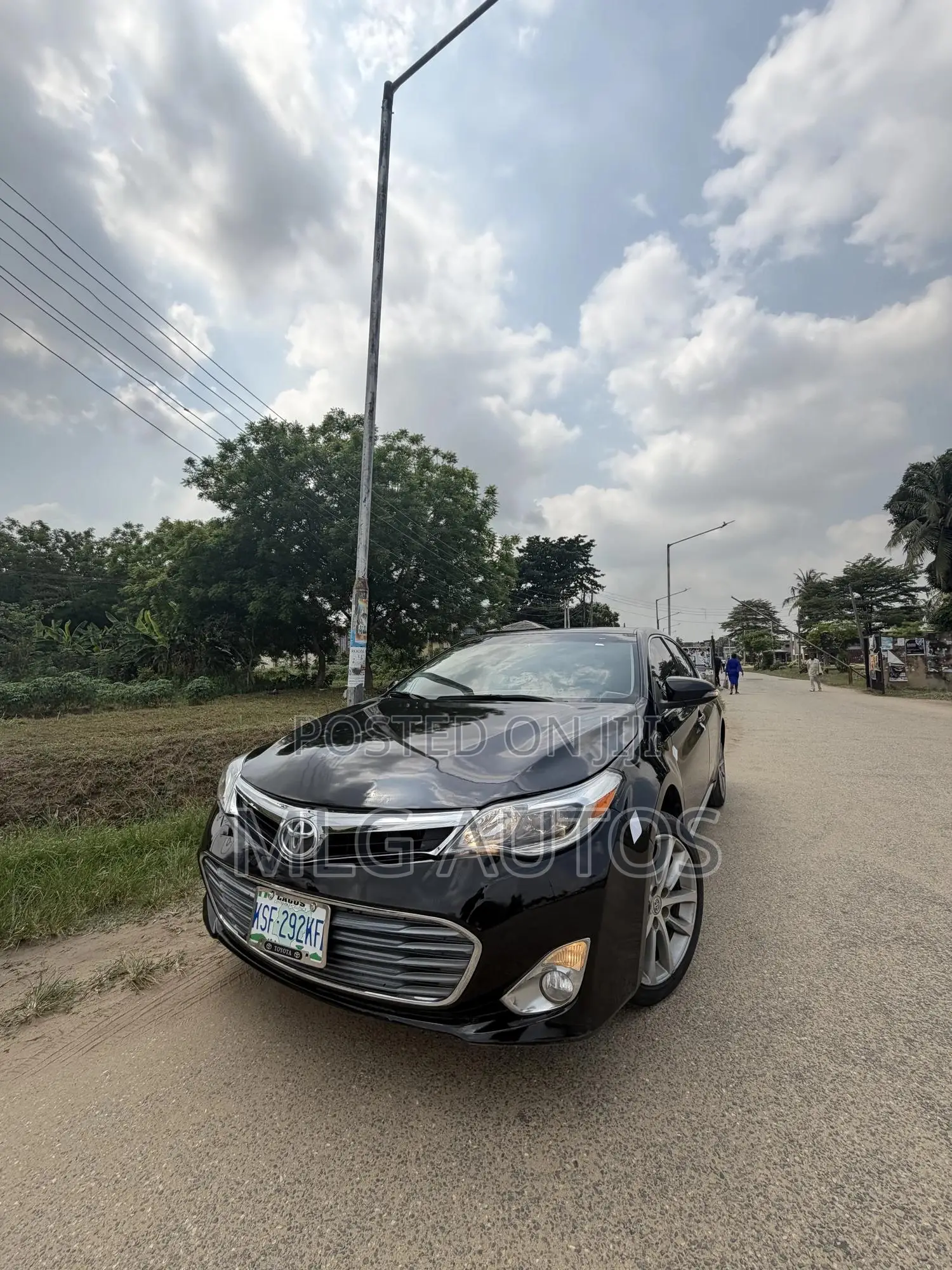 Toyota Avalon XLE 4dr Sedan (3.5L 6cyl 6A) 2014 Black in Ojo - Cars ...