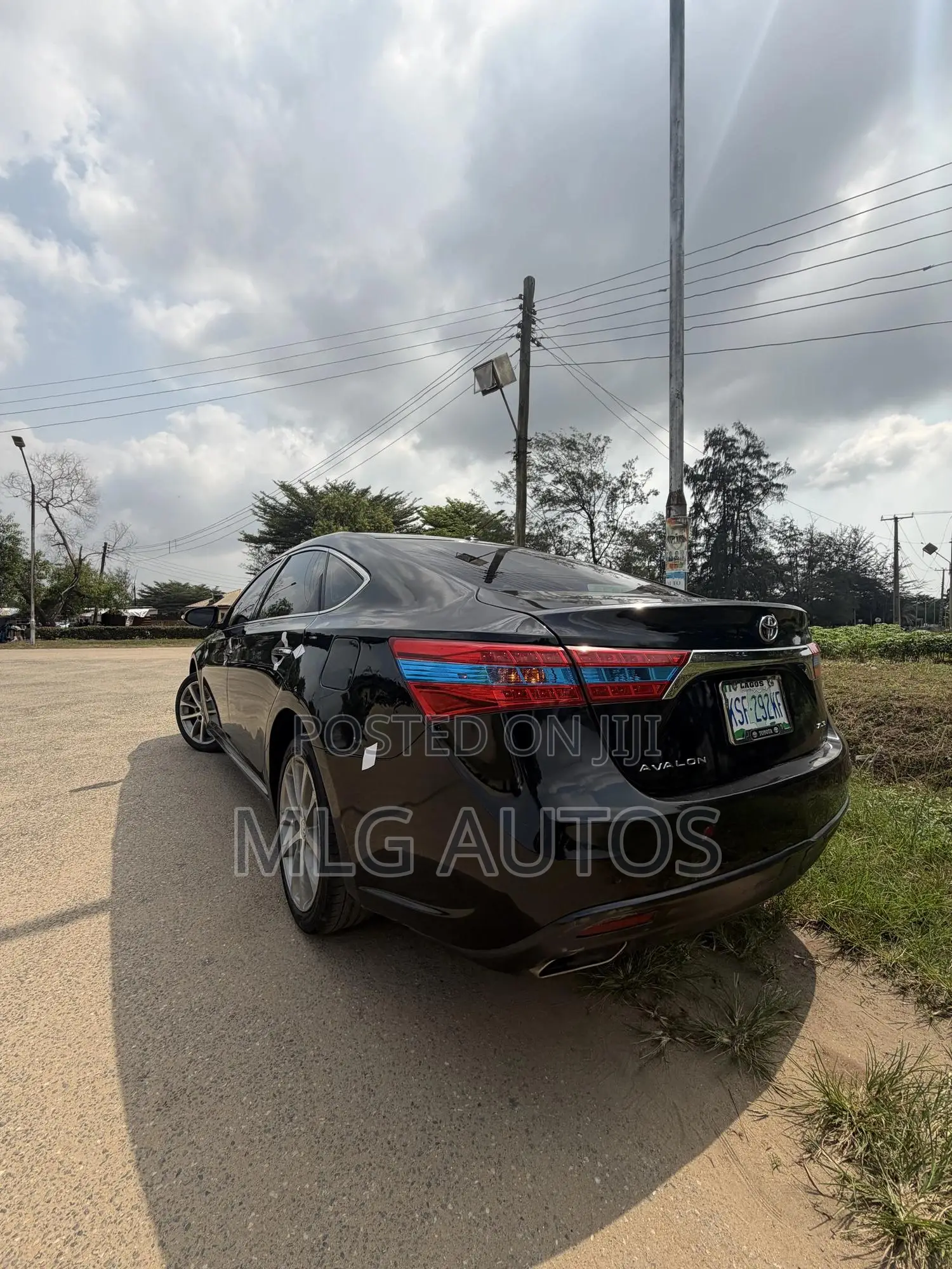 Toyota Avalon XLE 4dr Sedan (3.5L 6cyl 6A) 2014 Black in Ojo - Cars ...