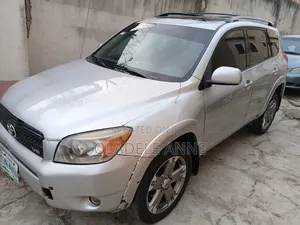 Toyota RAV4 3.5 Sport 2008 Silver in Ogba - Cars, Oladele Anne | Jiji.ng