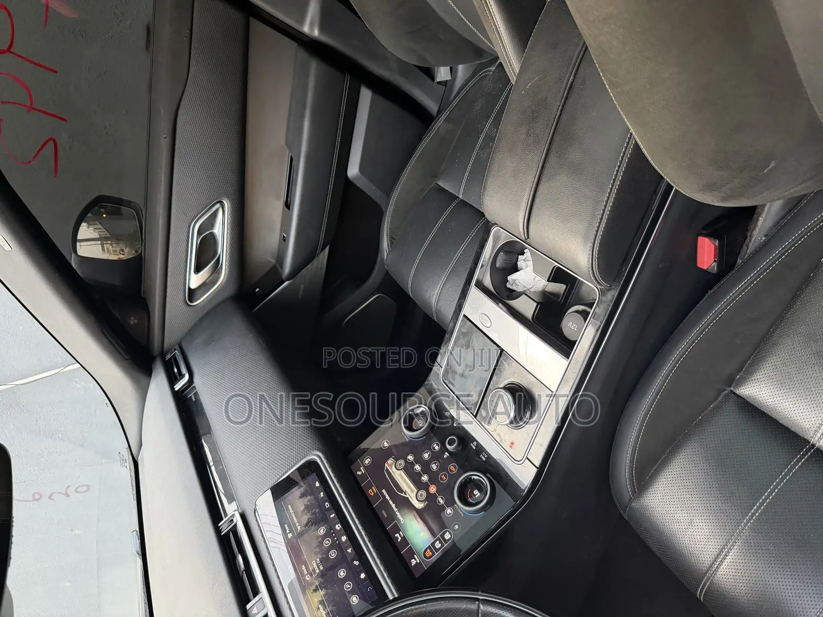 Rover Land 2018 Black in Gbagada - Cars, One Source | Jiji.ng