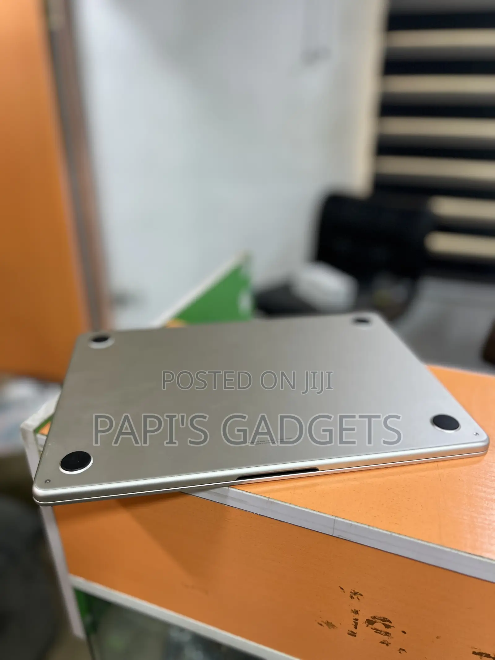 Laptop Apple MacBook Air 2025 M4 13-Inch 16GB Apple M4 SSD 256GB in ...