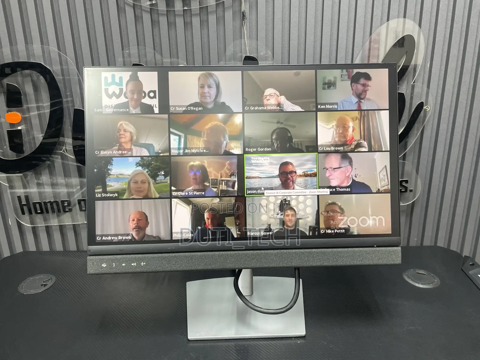 Dell 24 Video Conferencing Monitor, Led Ips Full Hd (1080p) Monitor in ...