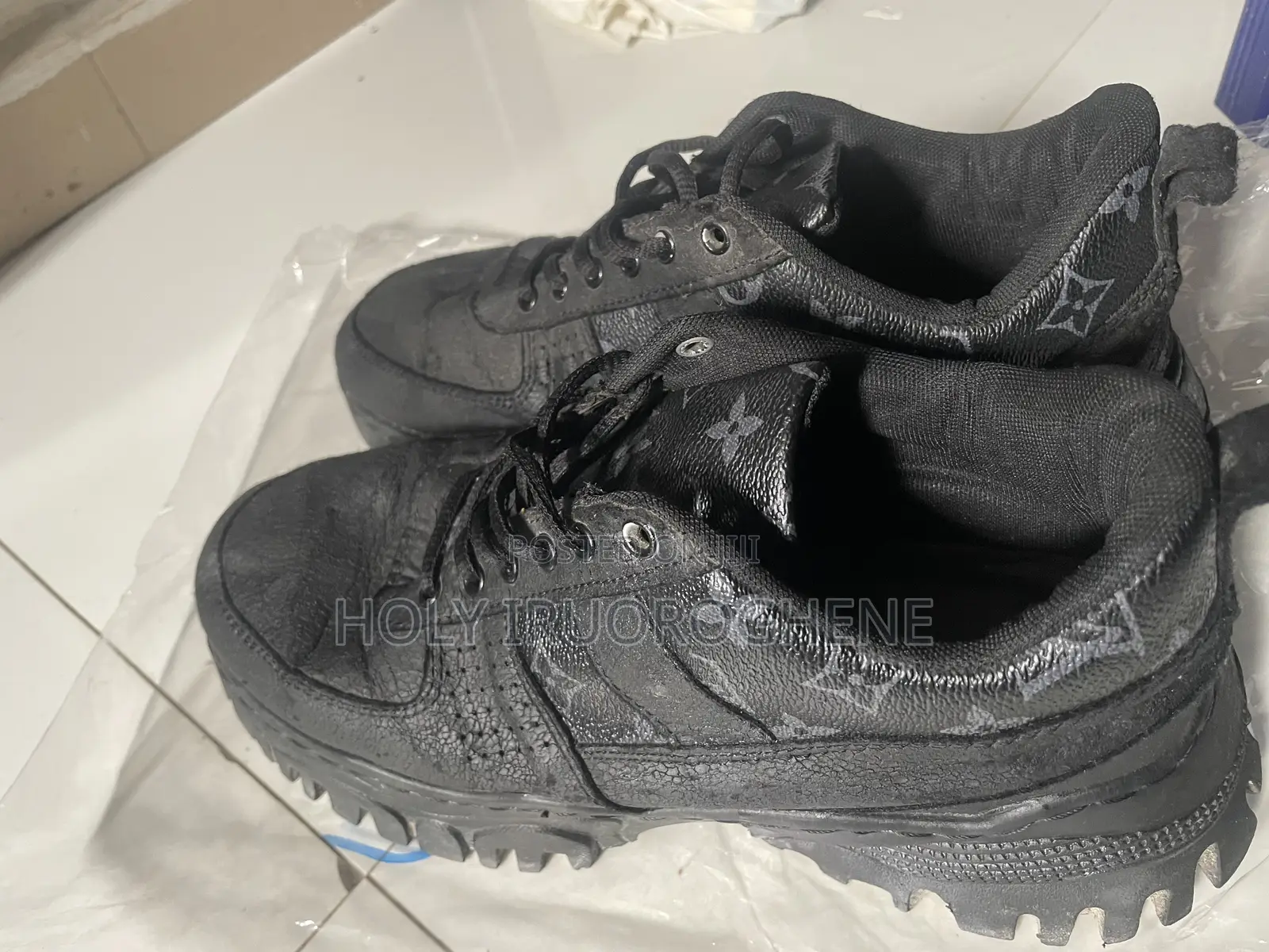 Louis Vuitton Sneakers in Calabar - Shoes, Vurinrin Iv | Jiji.ng