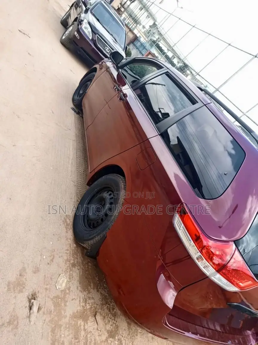 Toyota Sienna 2012 Red in Ikeja - Cars, Isn Auto Upgrades | Jiji.ng