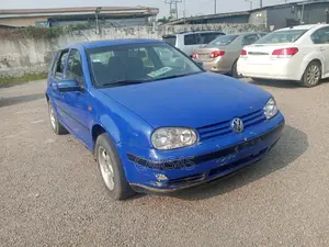 Volkswagen Golf 1998 Blue in Ikorodu - Cars, Car Marketplace | Jiji.ng