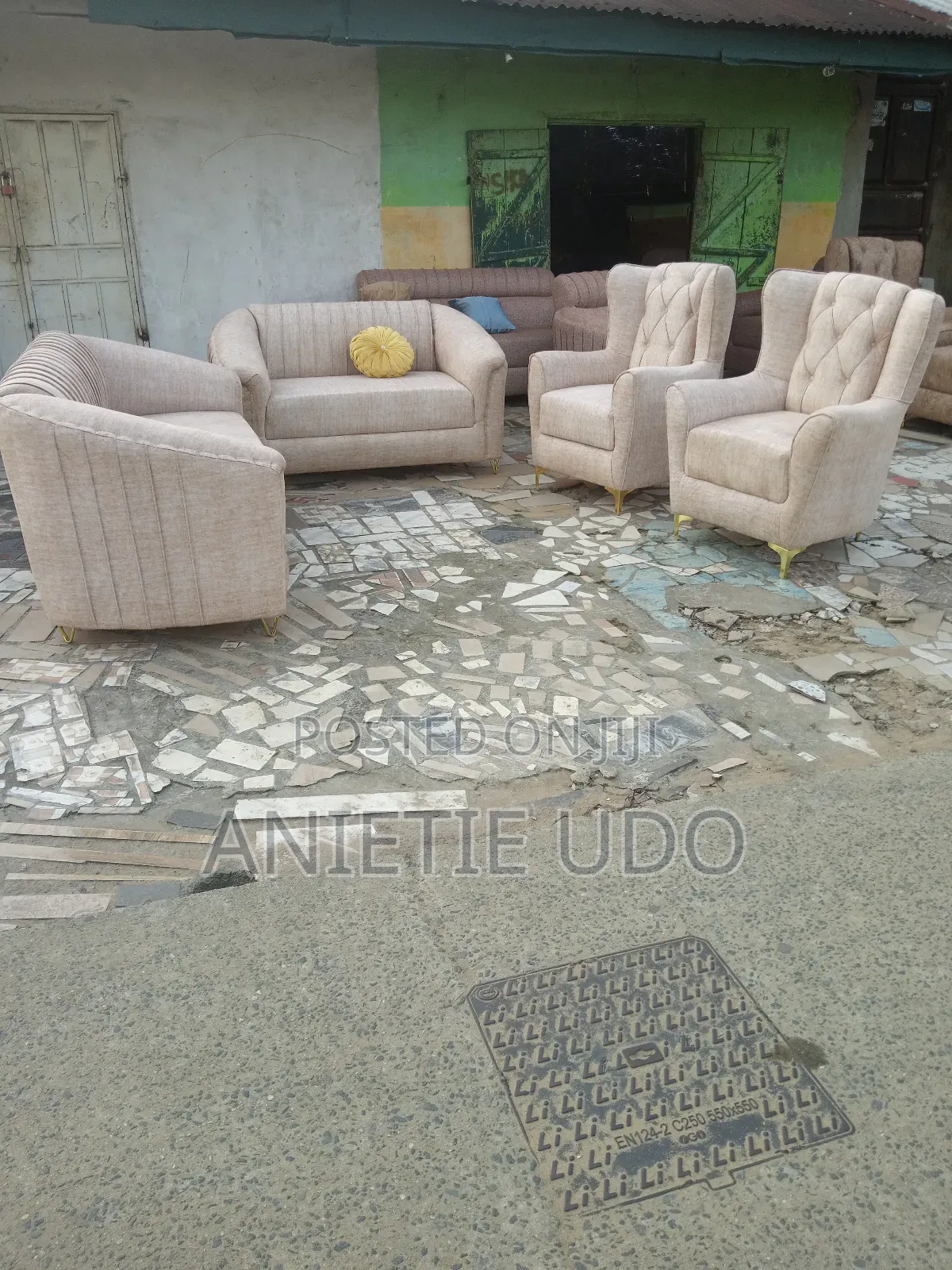 Latest Executive Beautiful Fabric Chair in Port-Harcourt - Furniture ...