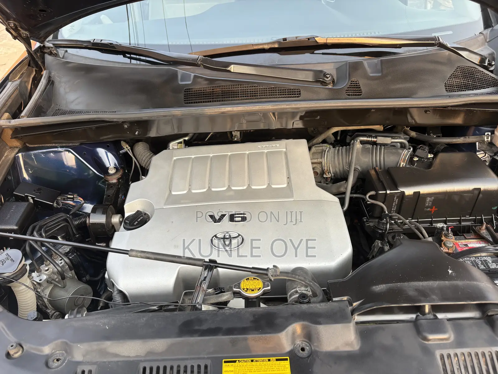 Toyota Highlander SE 2012 Blue in Ikeja - Cars, Kunle Oye | Jiji.ng