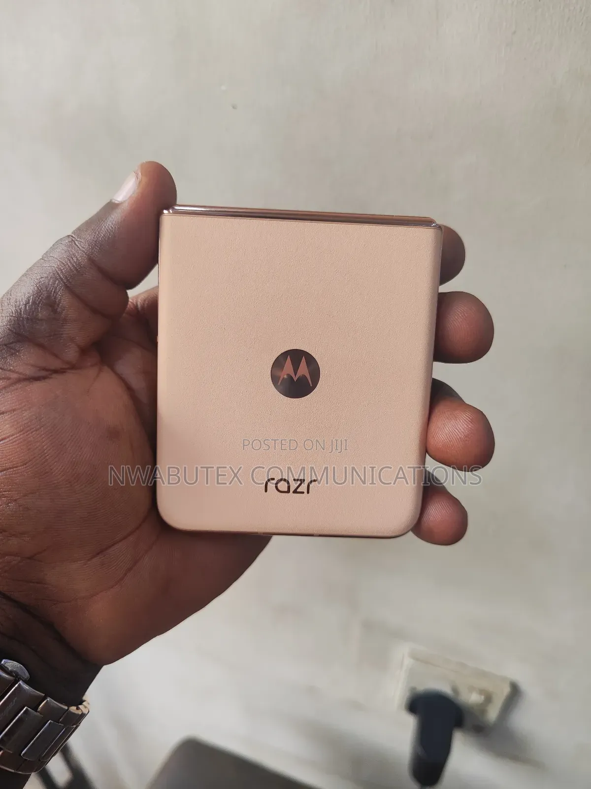 Motorola Razr 50 Ultra 512 GB Orange in Ikeja - Mobile Phones, Nwabuike ...